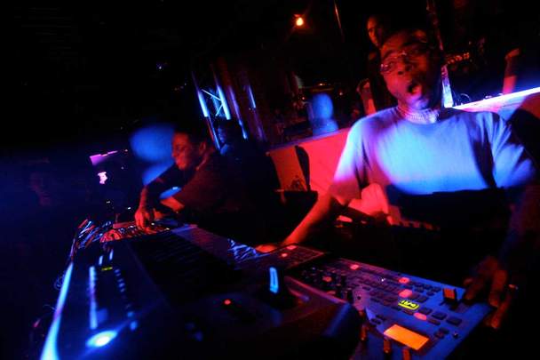 Review /// Mad Racket: Octave One (Live) at Sydney Festival Beck’s Bar ...