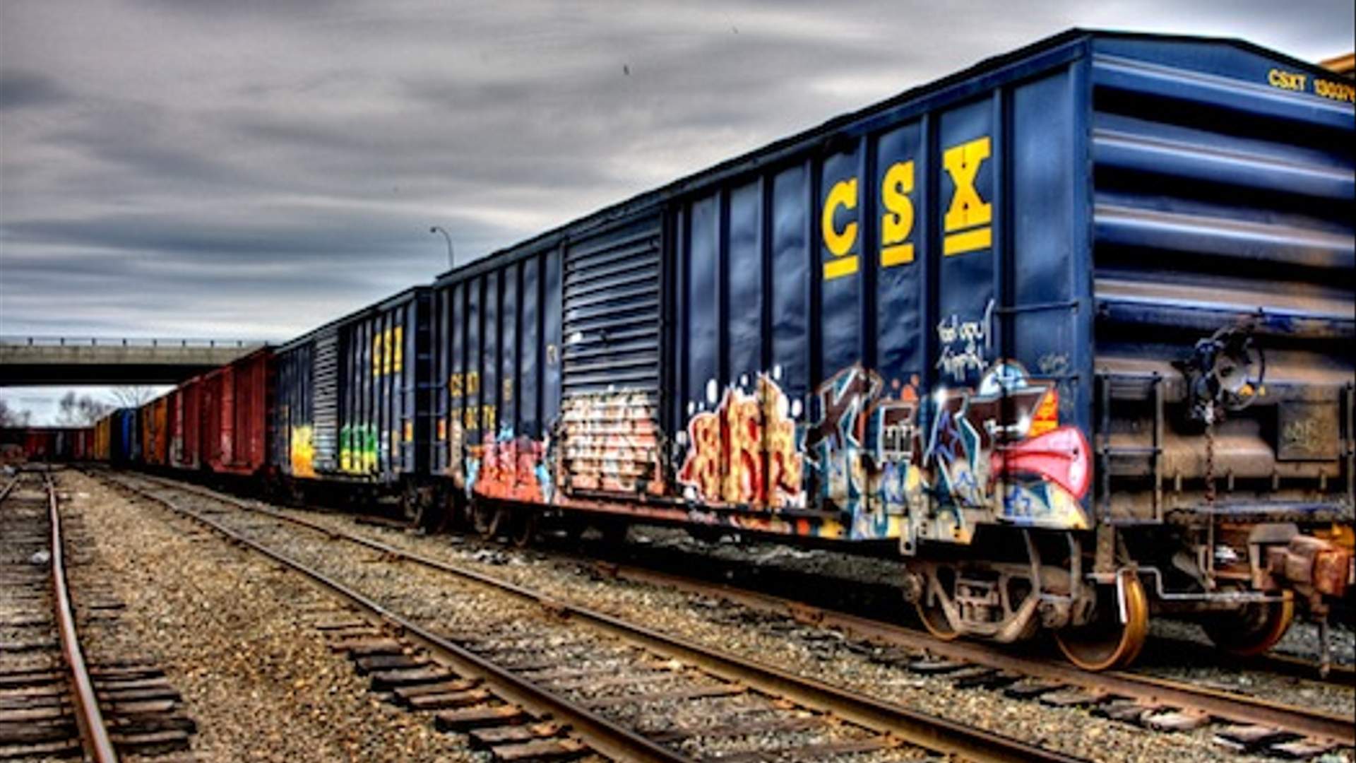 The T-Box Captures Wind Power From Trains - Concrete Playground