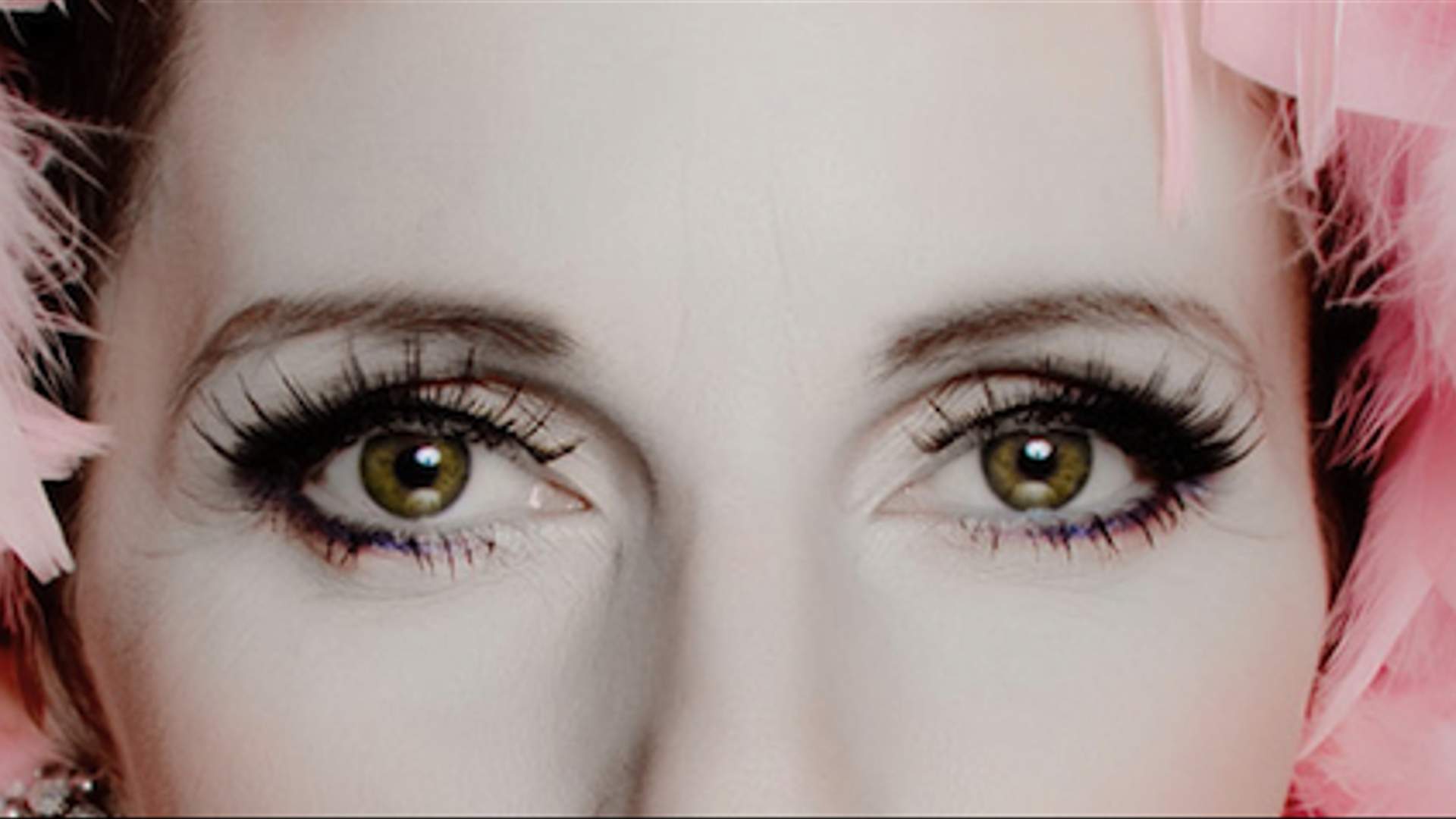 Bombshells, Brisbane