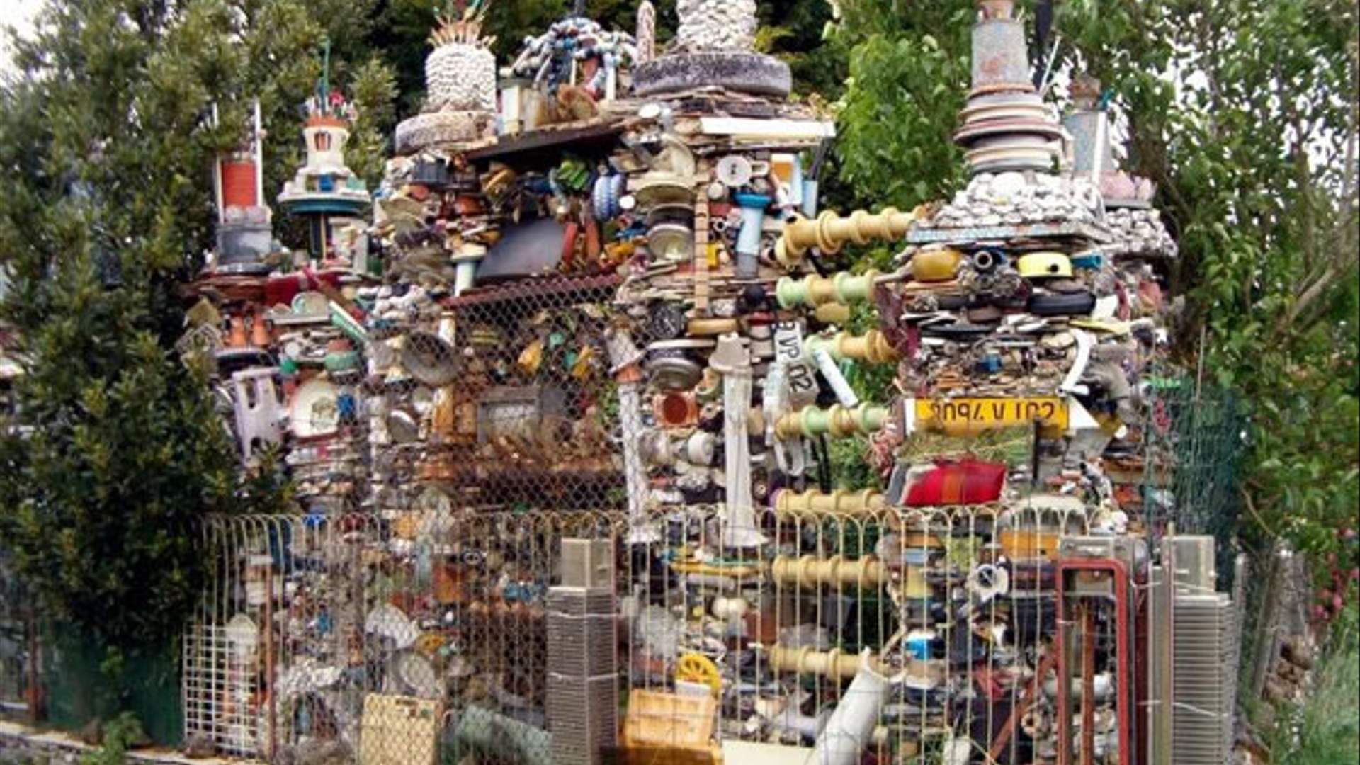 Beautiful Recycled Houses - Concrete Playground