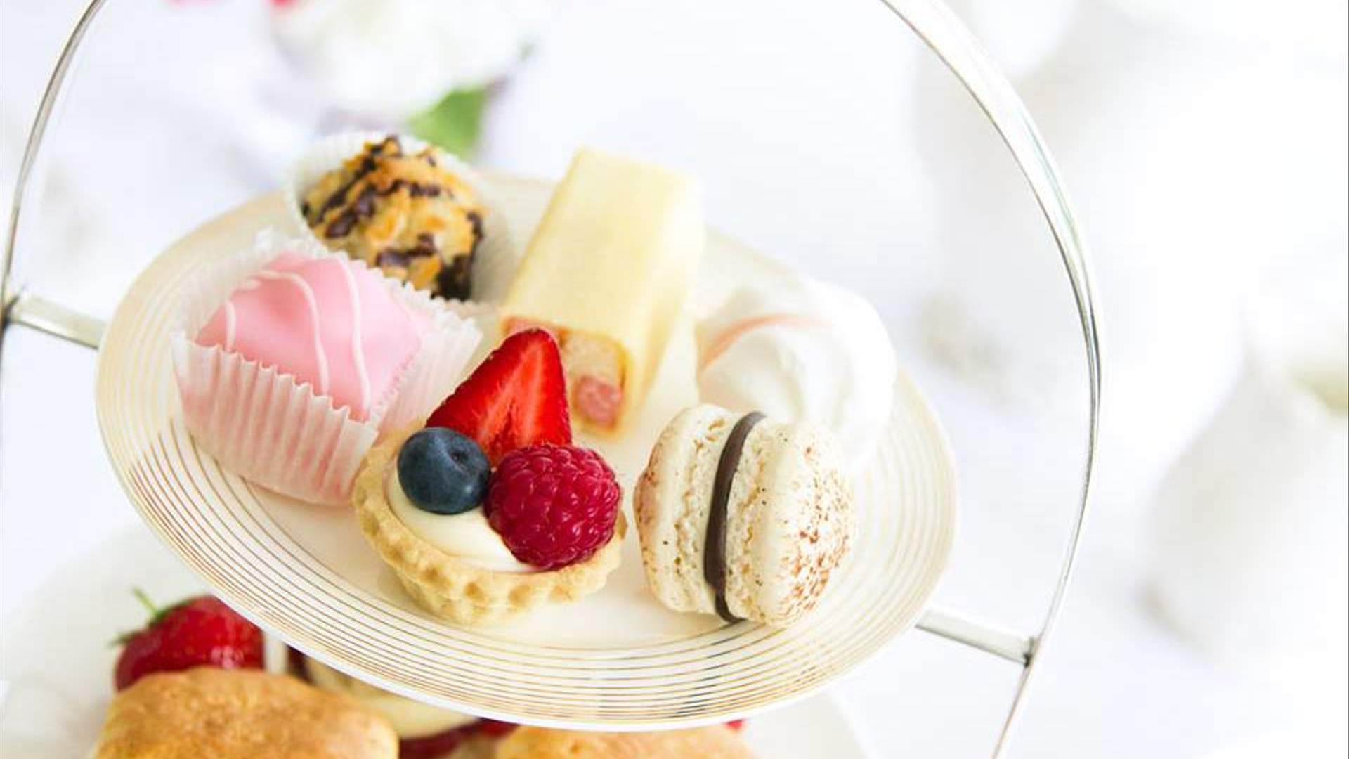 Room with Roses, Brisbane Review