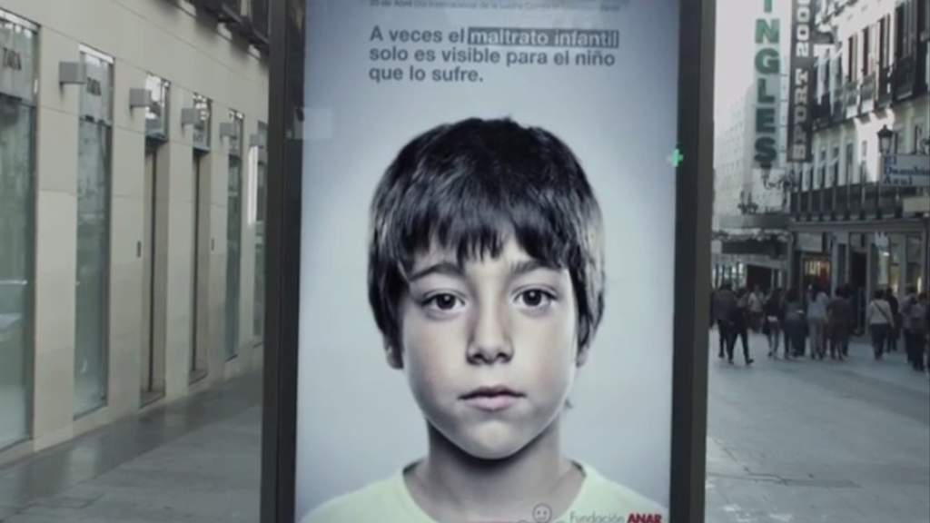 The Bus Stop Ad That Only Kids Can See - Concrete Playground