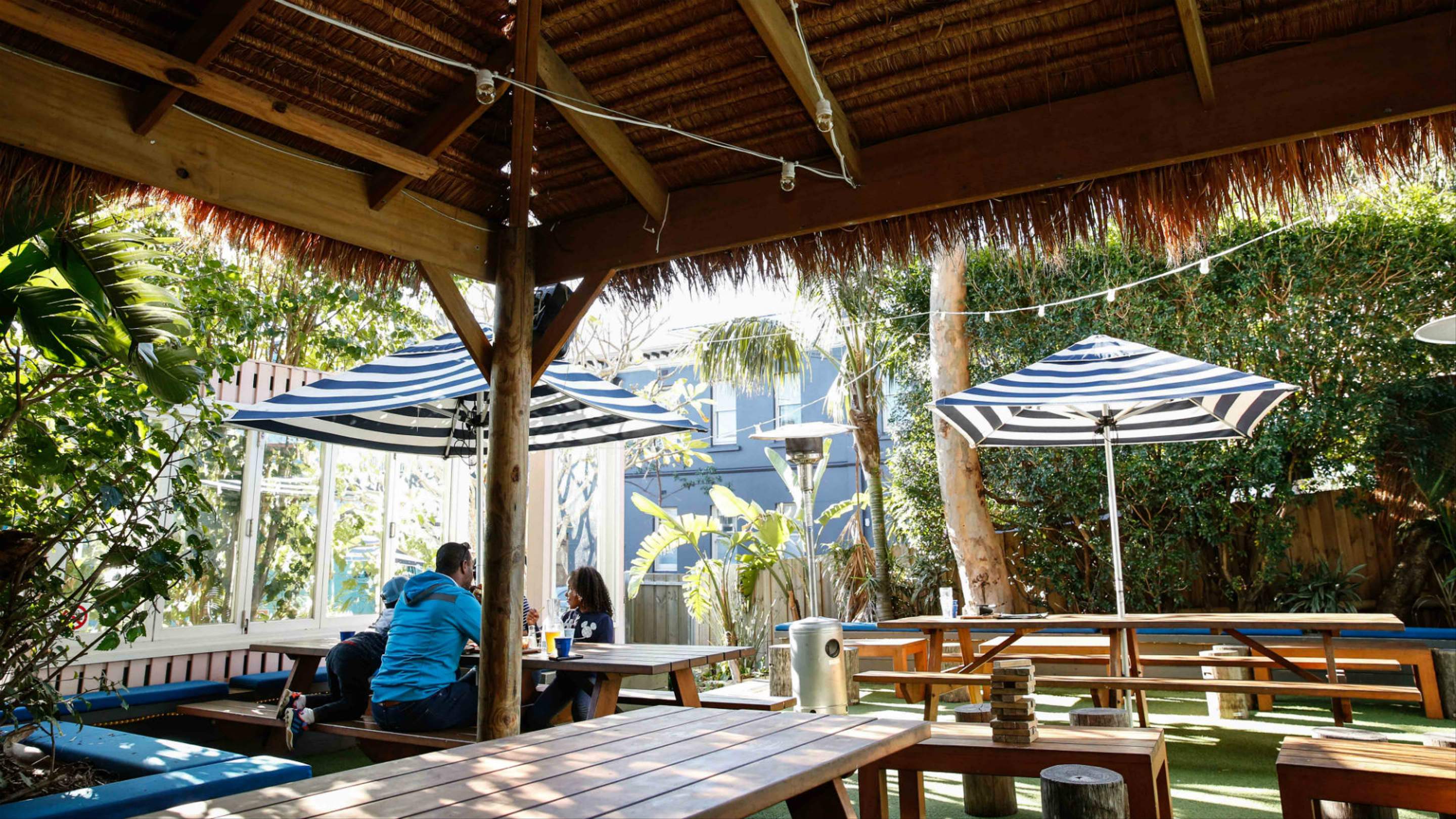 The Balmain Hotel, Balmain Review