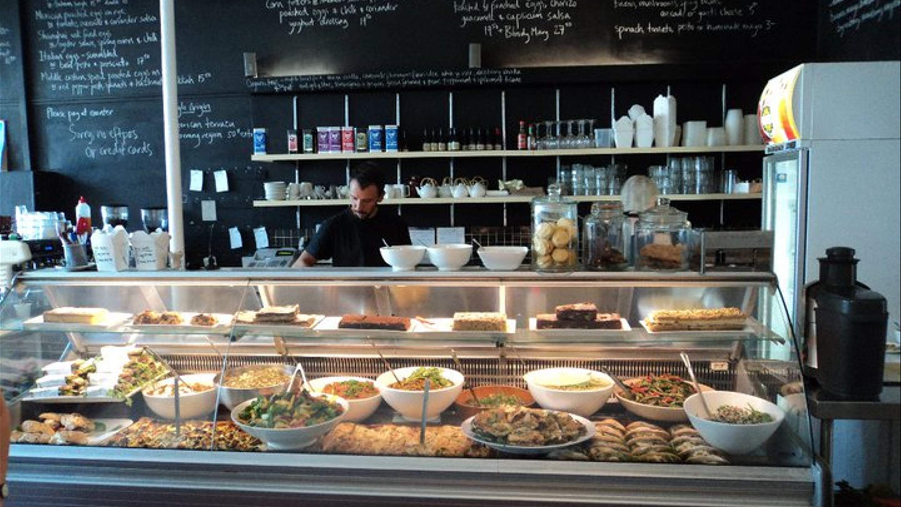 Arcadia, Fitzroy Review