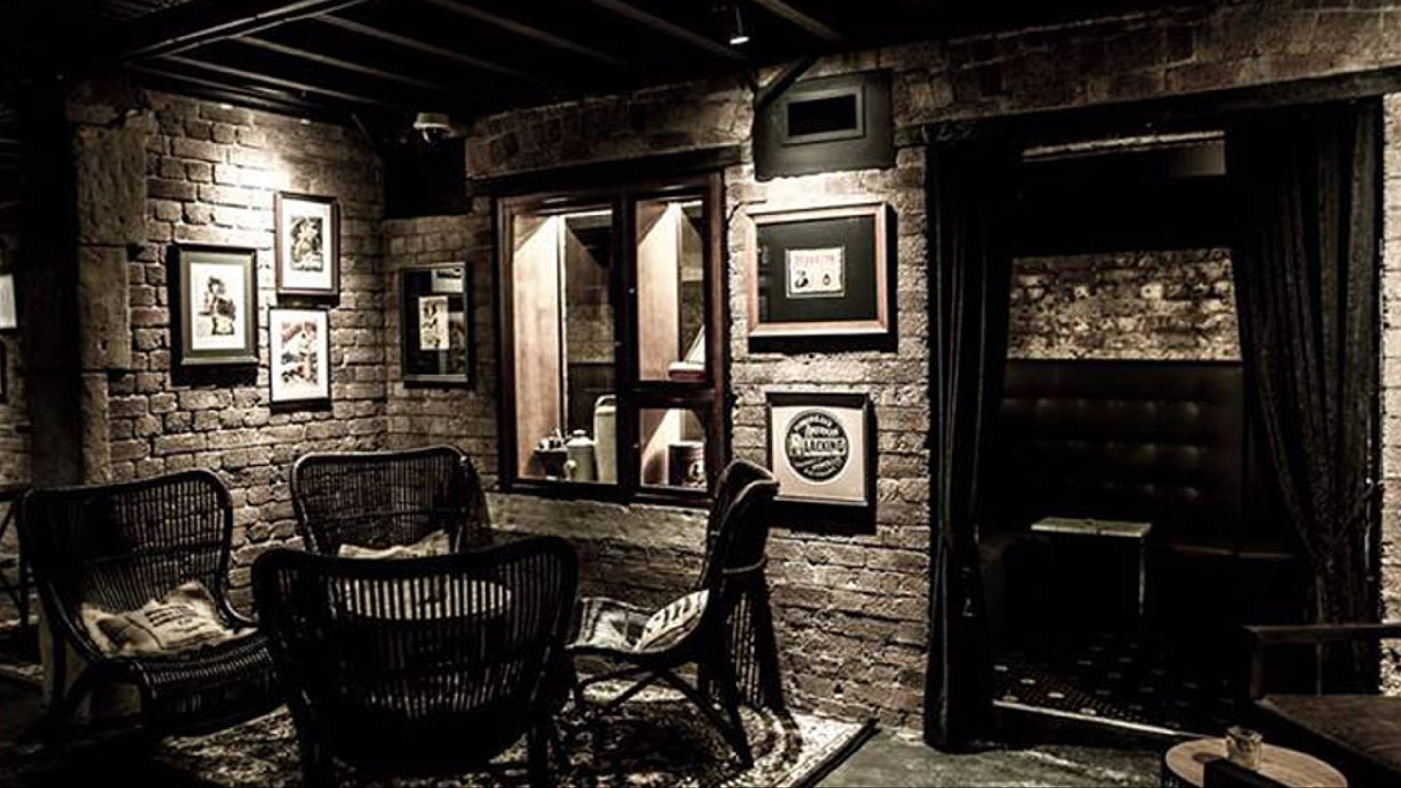 The Walrus Club, Toowong Review