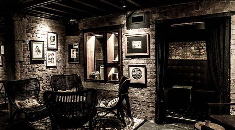 The Walrus Club, Toowong Review