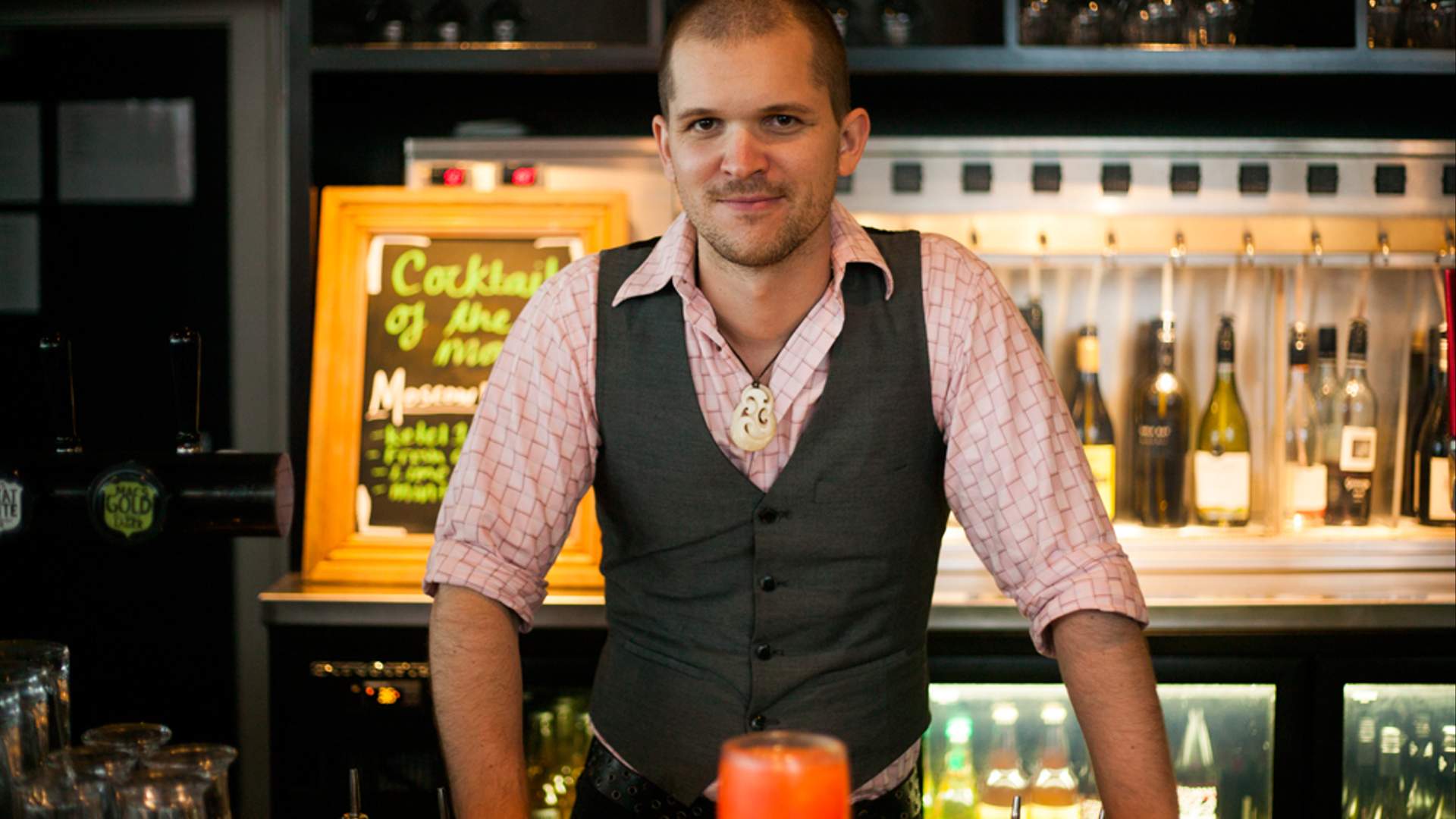 Bartender Bar Tour With Benji Smith from The Conservatory - Concrete ...