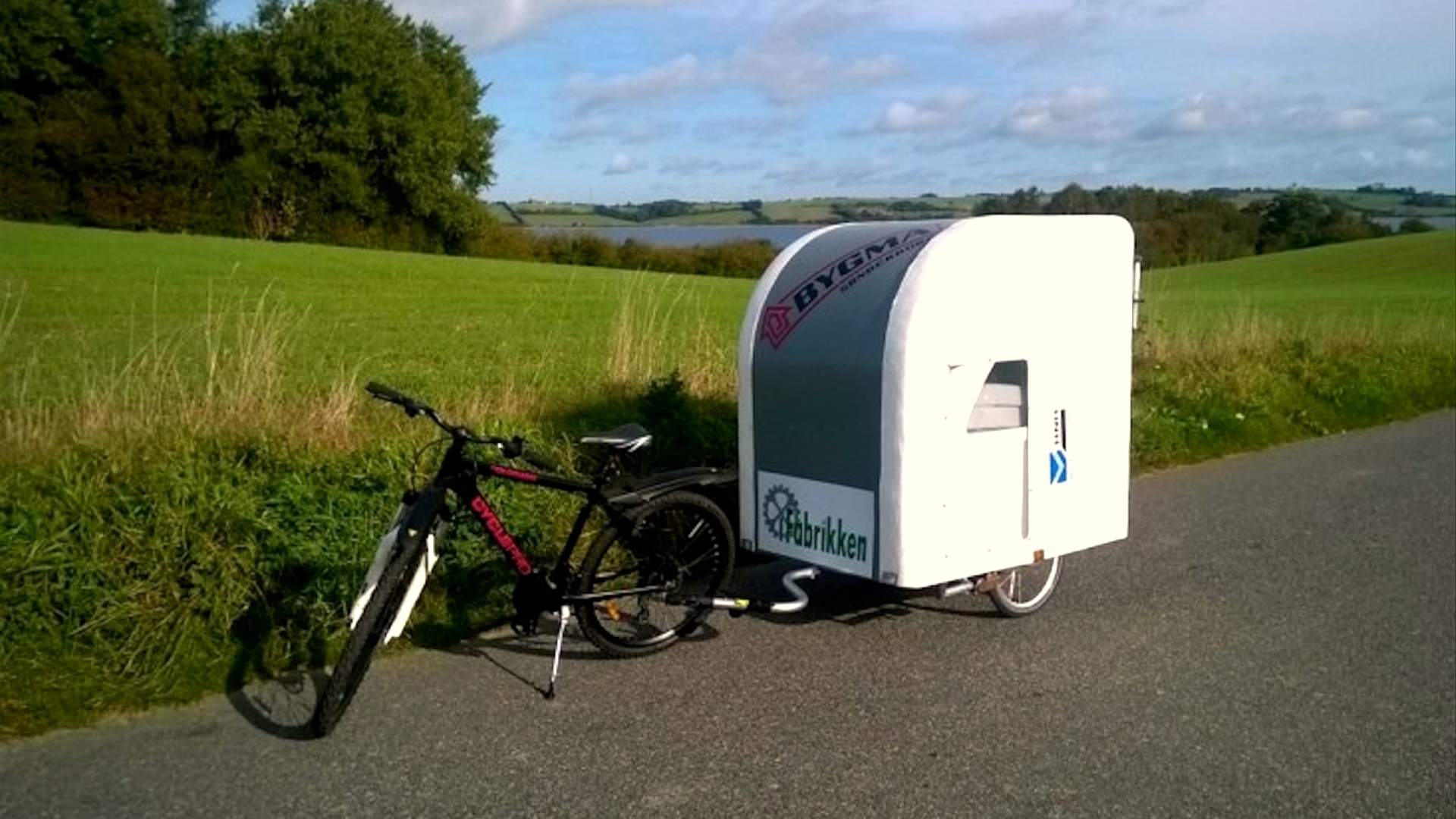Meet the Cutest Ever, Bike-Towable Campervan - Concrete Playground