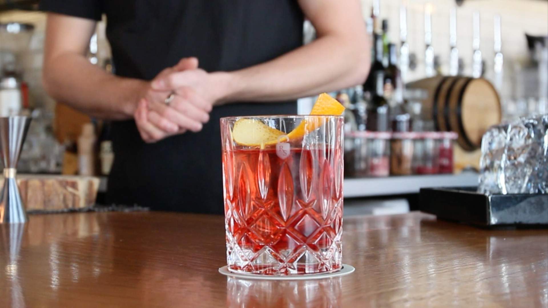 Seven Modern Variations of the Negroni Cocktail to Try this Negroni ...