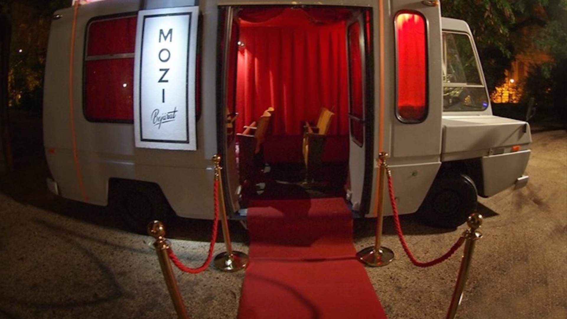 Here is a Movie Theatre Truck That Delivers to Your Doorstep - Concrete ...