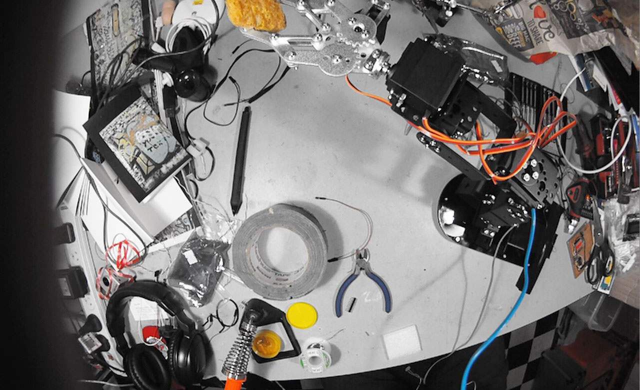 A Robot Attempts to Eat a Chicken Nugget - Concrete Playground