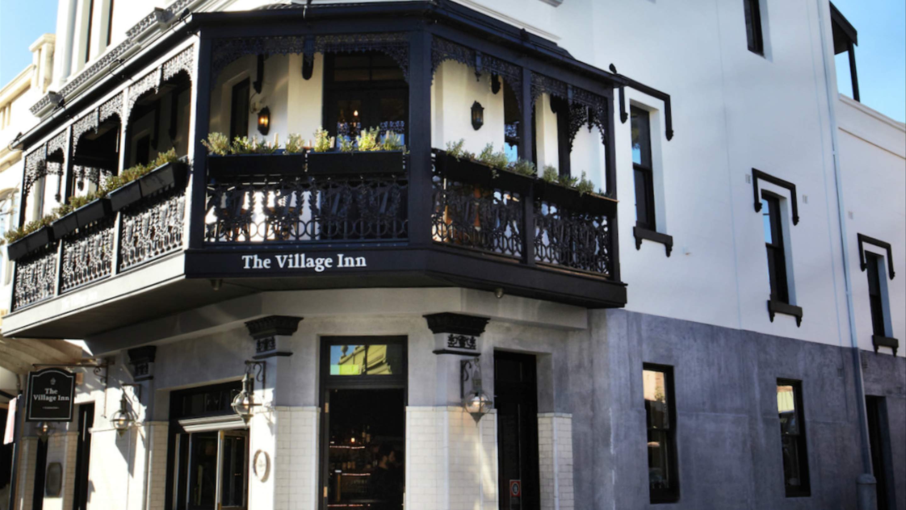 The Village Inn, Paddington Review
