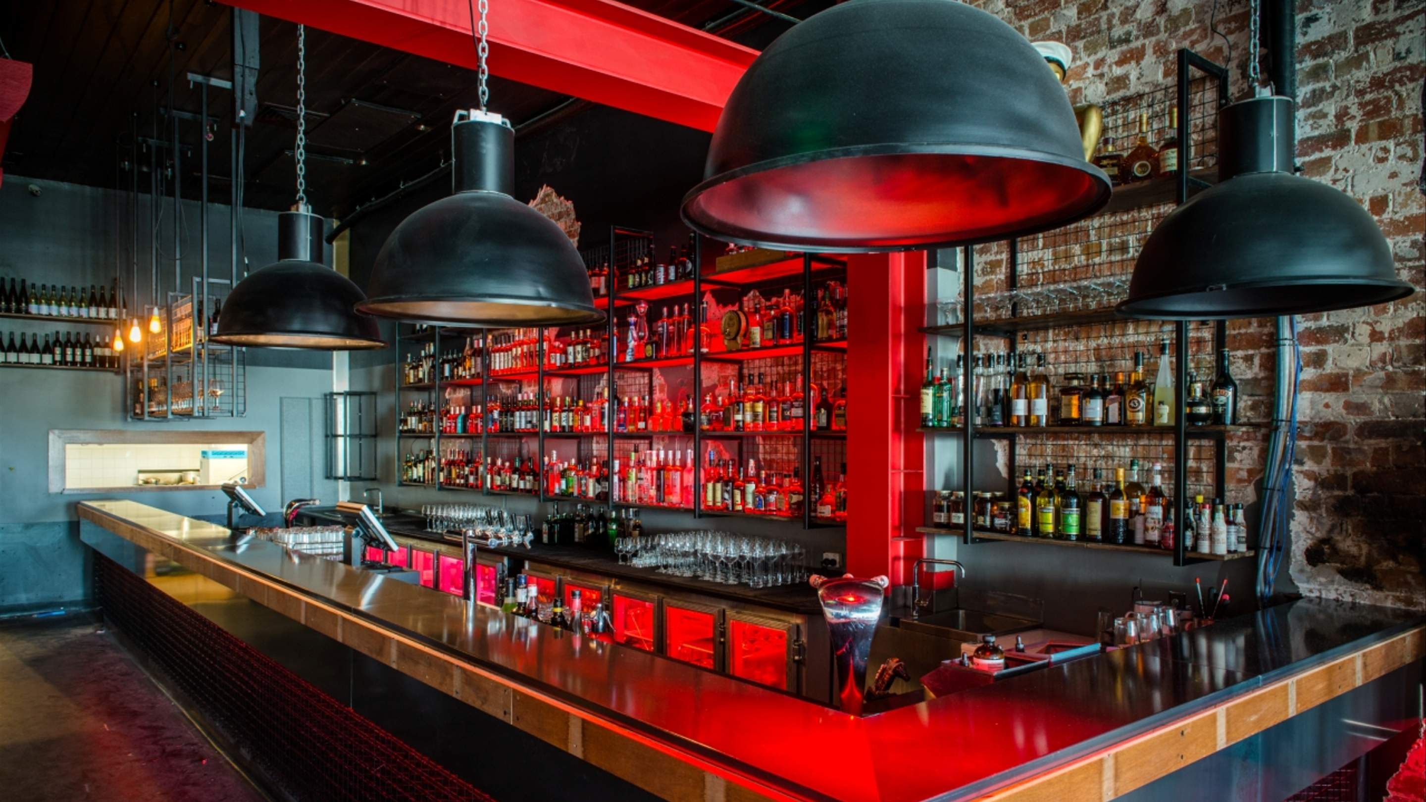 Glamorama, Fitzroy Review