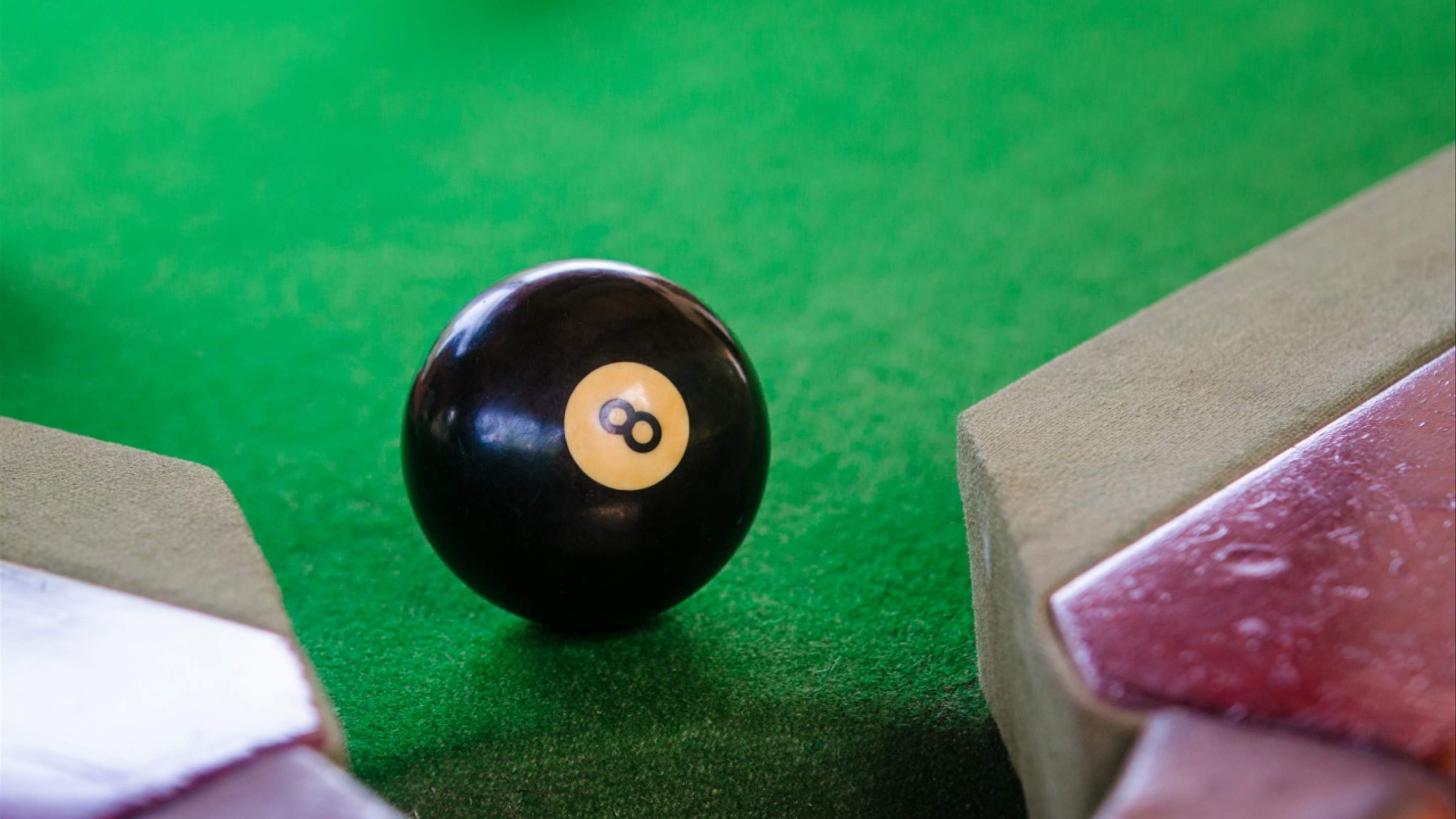 Play Pool While You're Waiting for a Haircut at The Gentlemen's Club ...