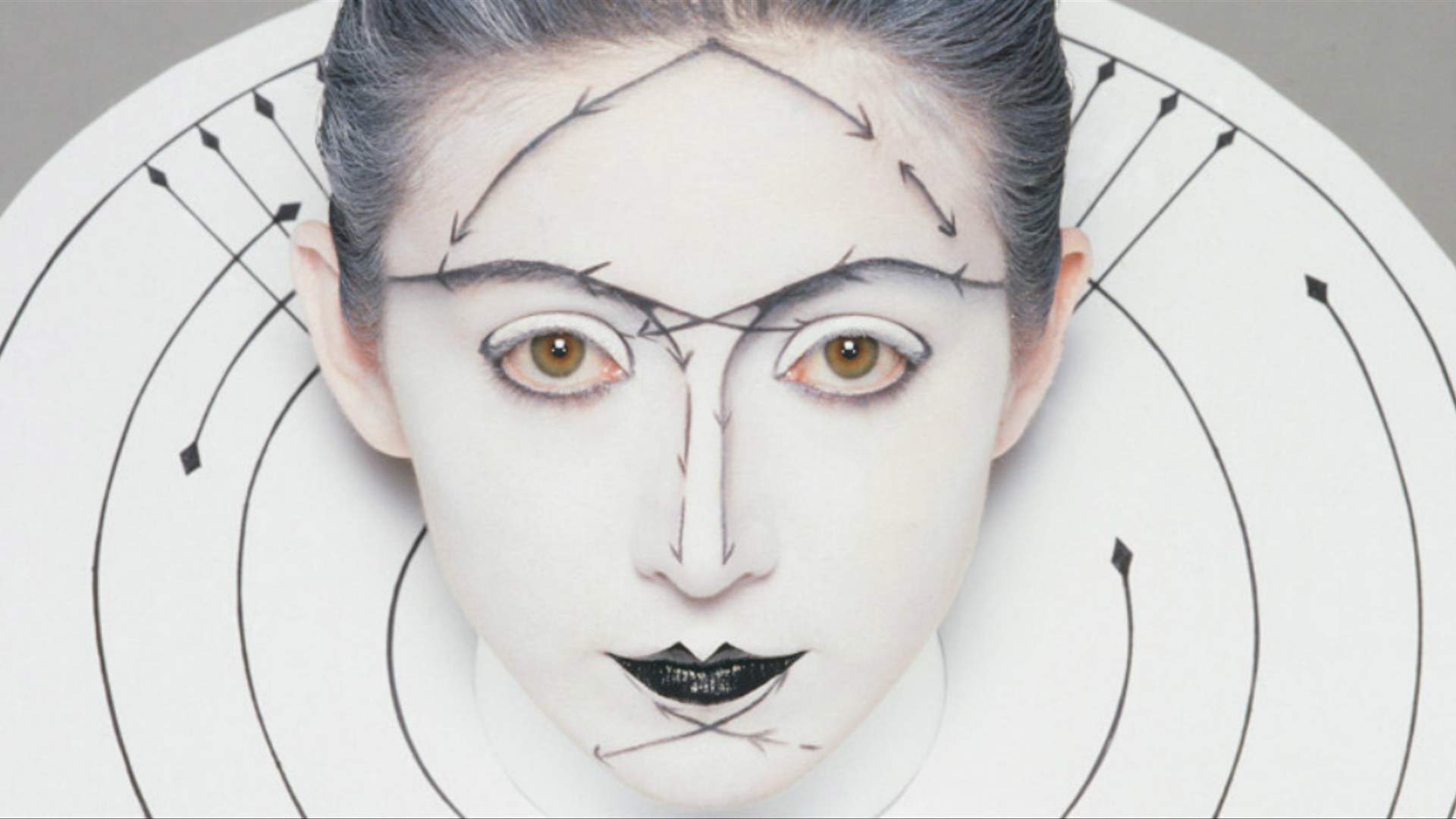 Robyn Beeche: A Retrospective - Concrete Playground