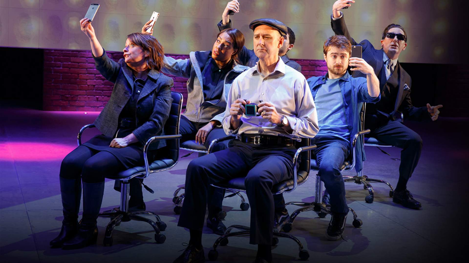 This New Off-Broadway Show Encourages Selfies During the Performance ...