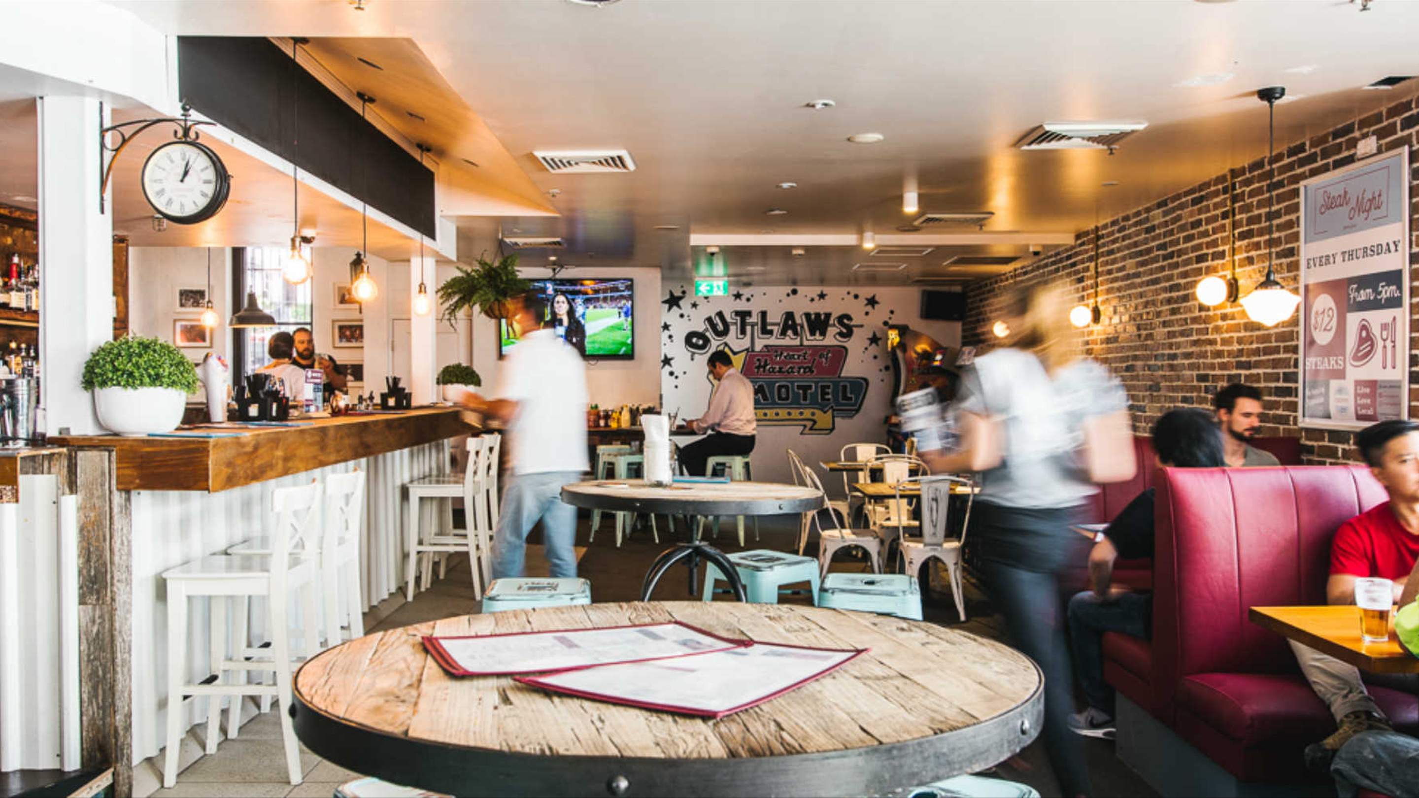 The Chippo Hotel, Chippendale Review