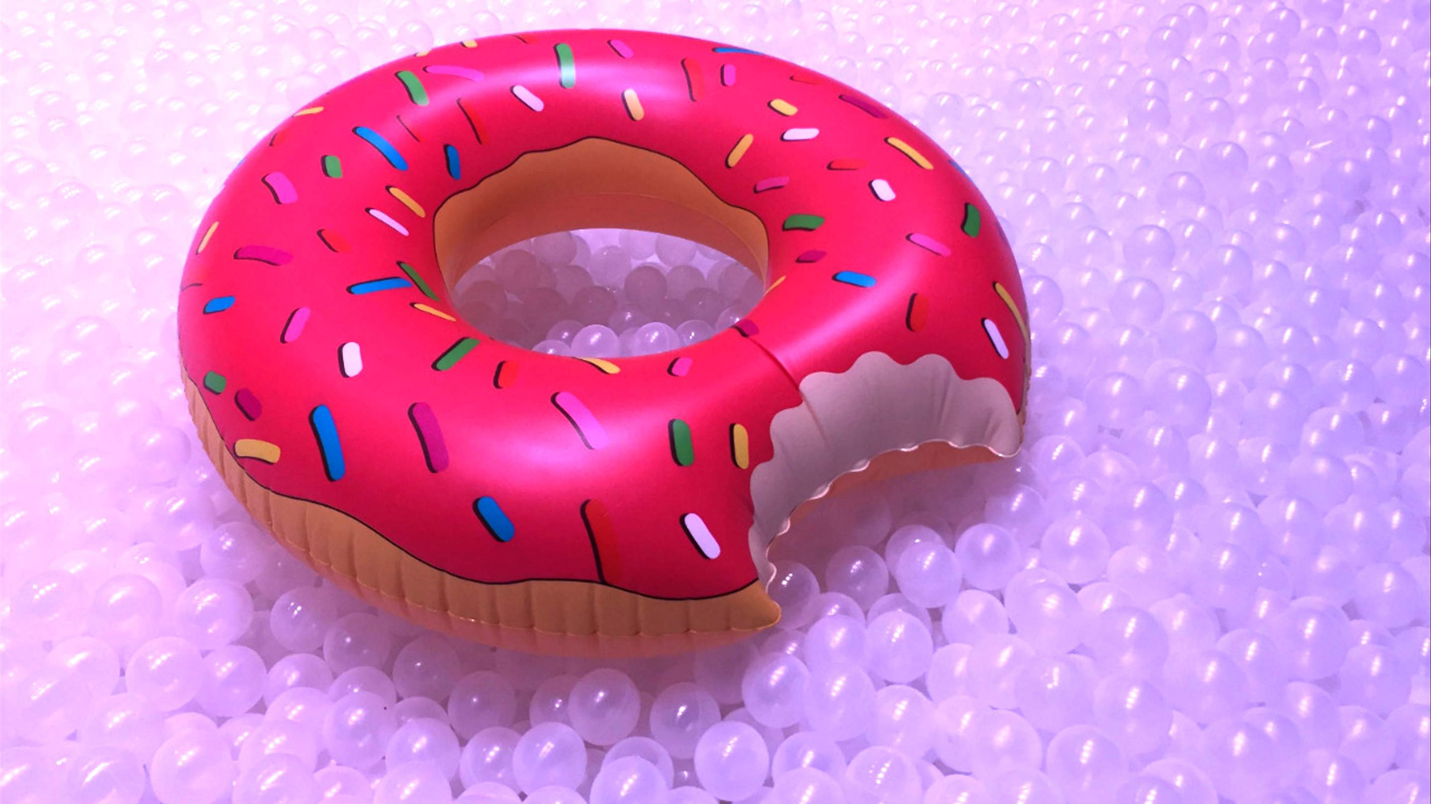 A First Look Inside Sydney Festival's Massive Ball Pit 'Beach ...