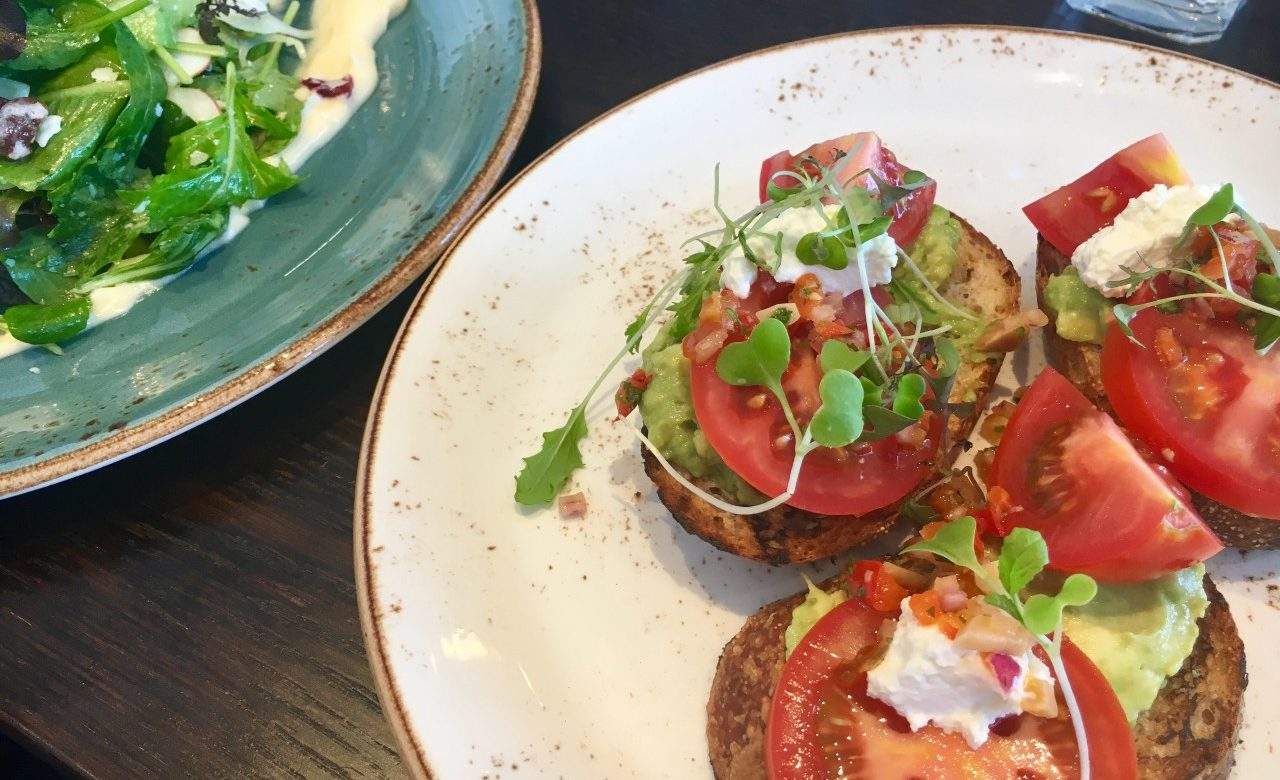 Pt. Chev Beach Cafe, Point Chevalier Review