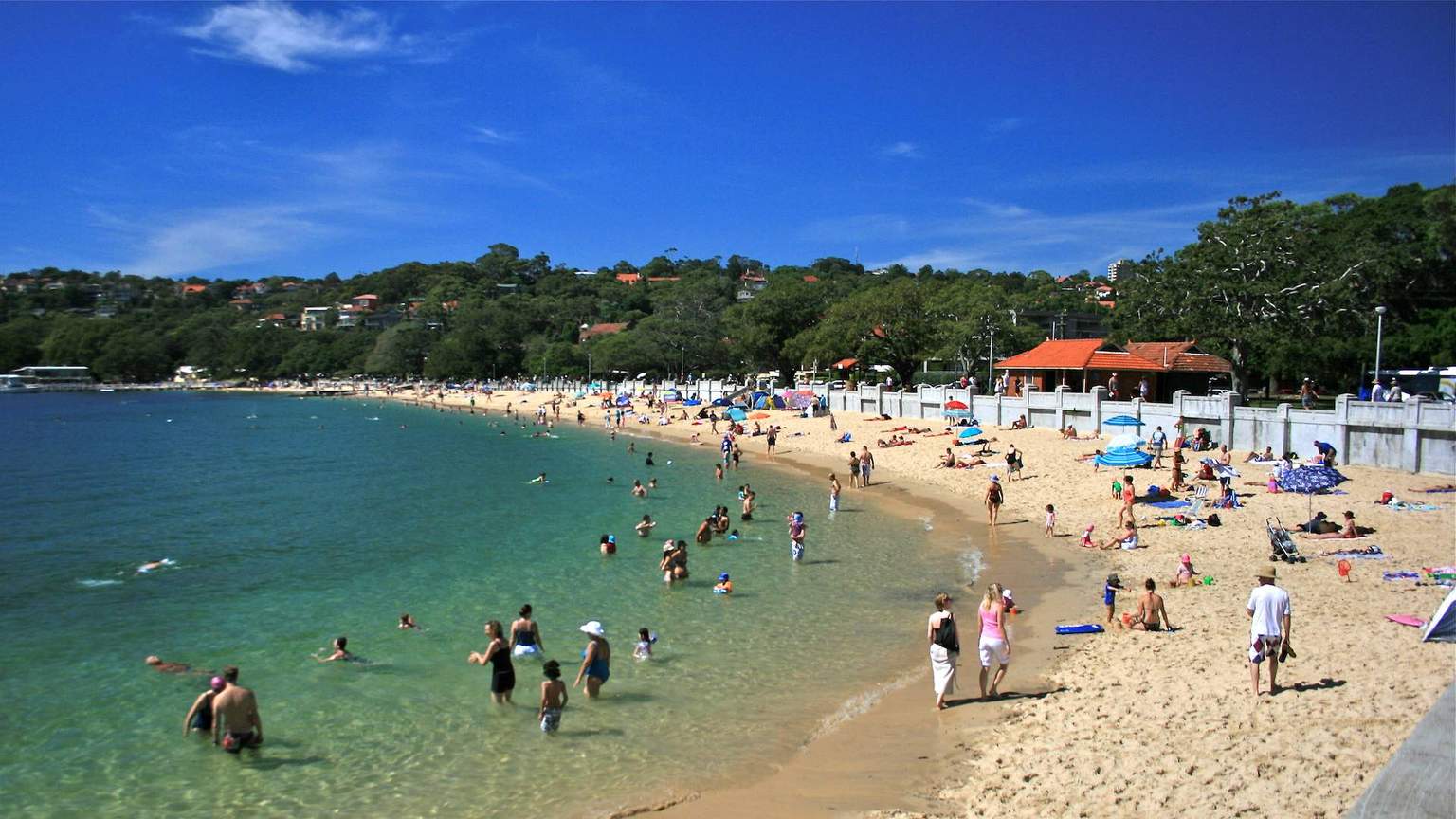 A Guide to Balmoral Beach to Take You From Sunrise to Sunset - Concrete ...