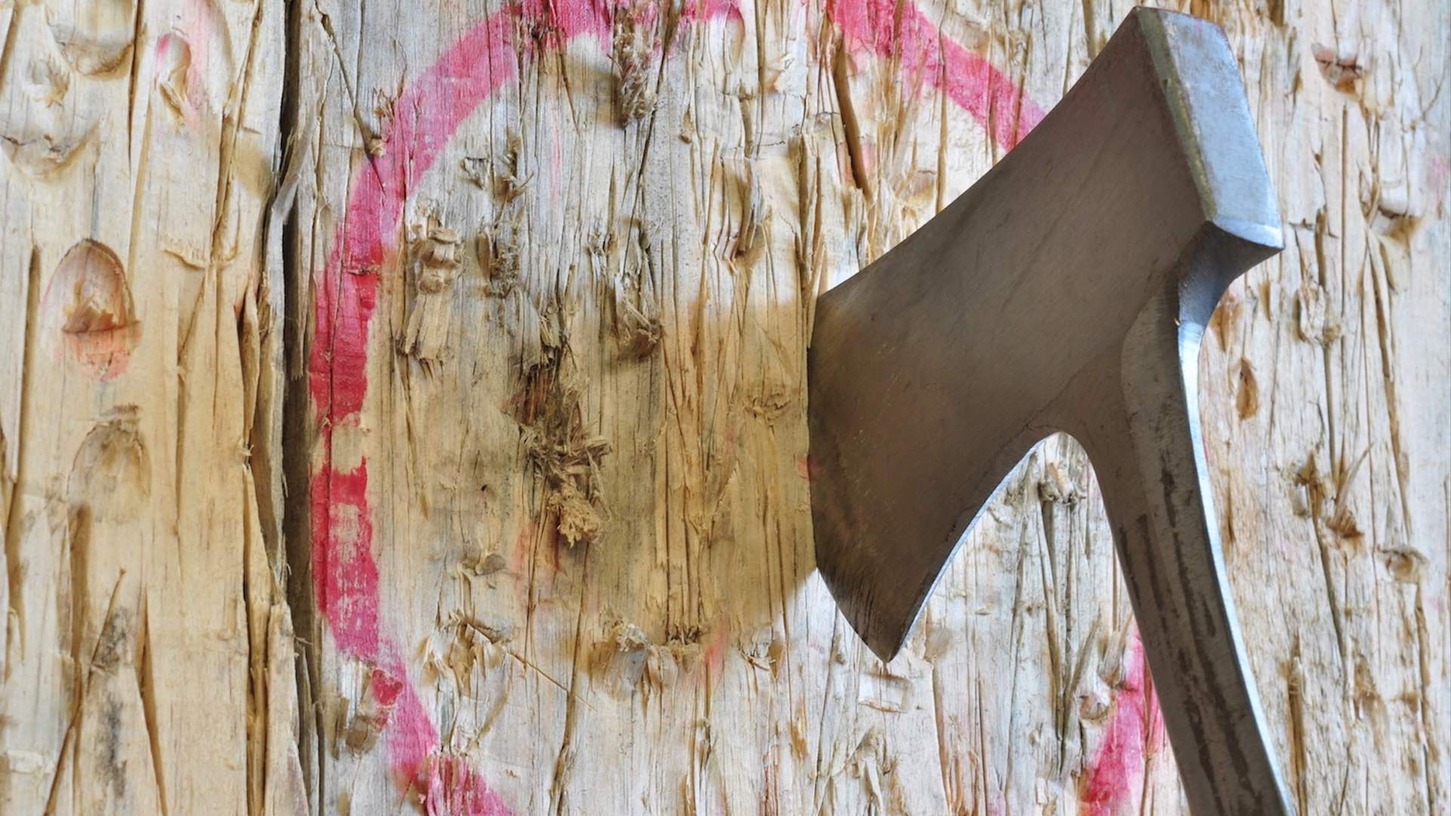 Sydney's Axe Throwing Joint Maniax Is Coming to Melbourne - Concrete ...