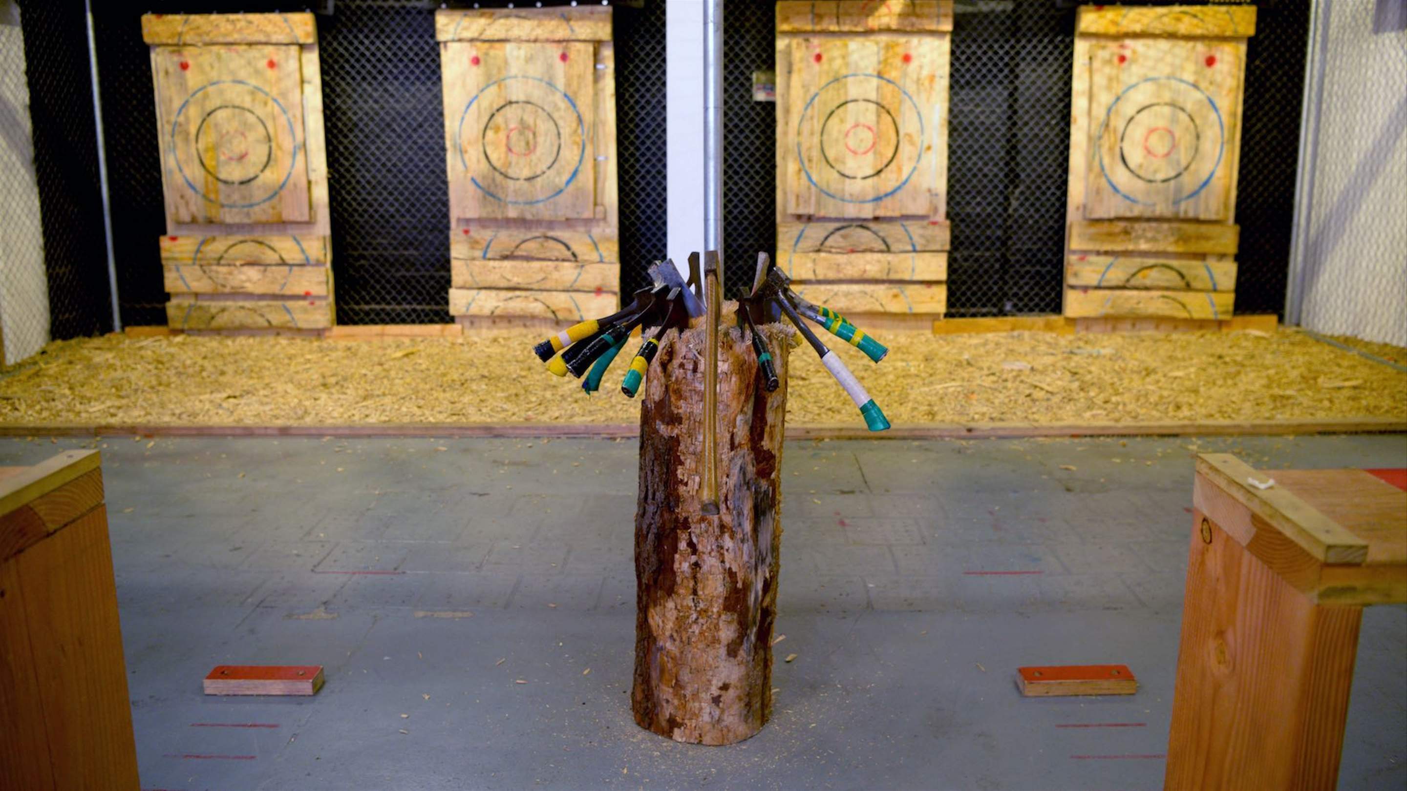 Sydney's Axe Throwing Joint Maniax Is Coming to Melbourne - Concrete ...