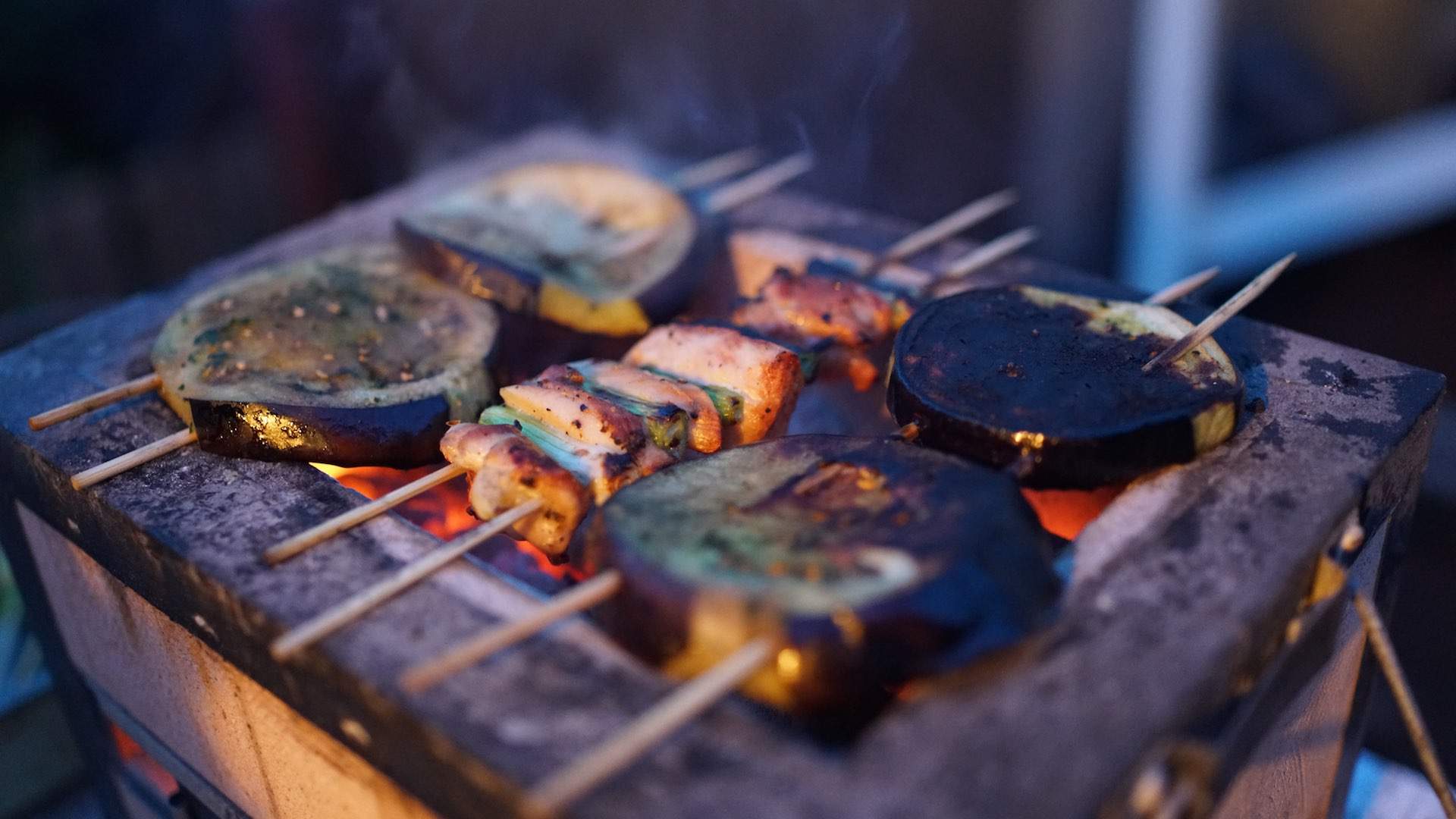 Five Foods You Can Smoke at Home Like a Champ - Concrete Playground