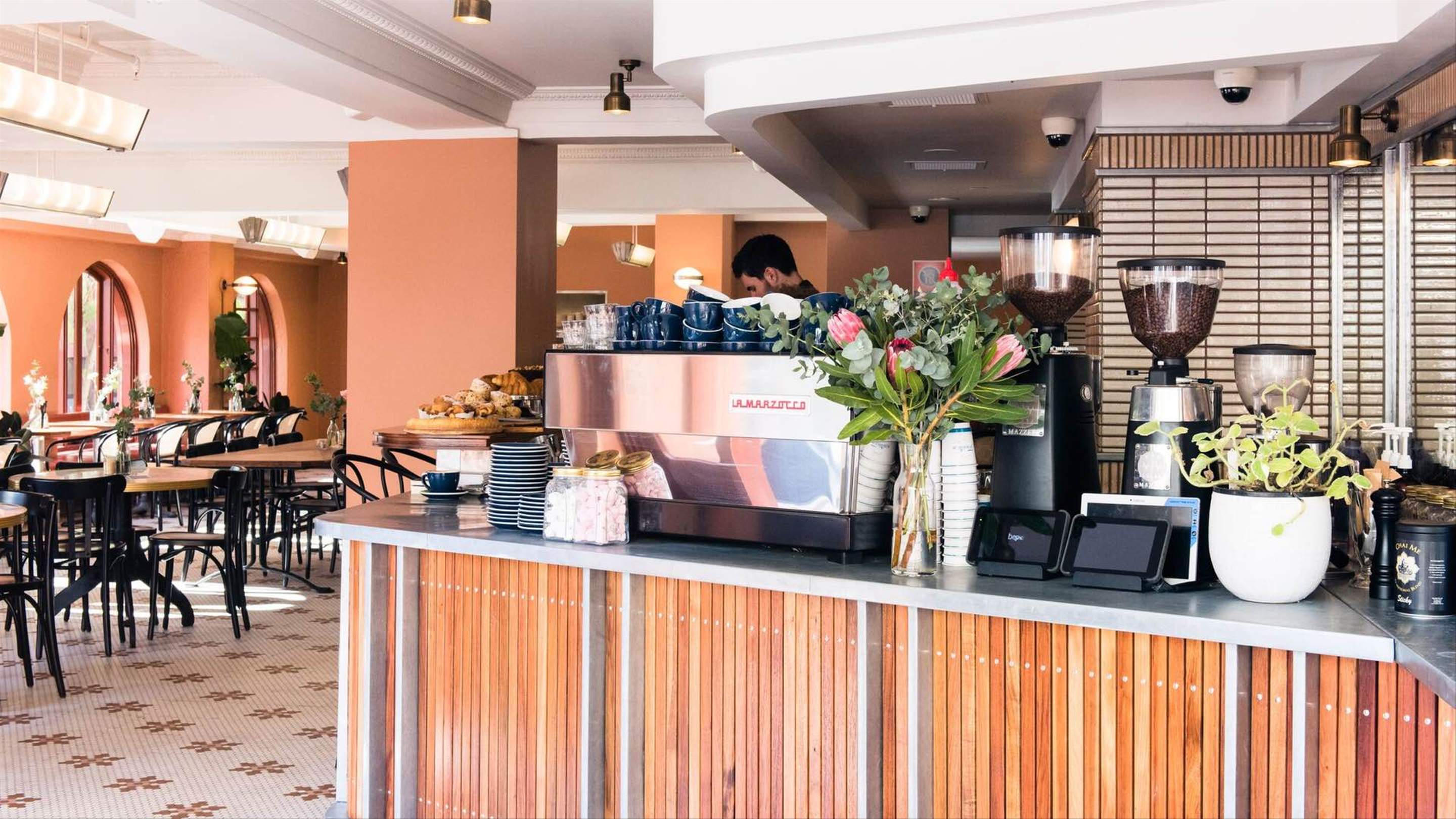 Fountain - CLOSED, Potts Point Review