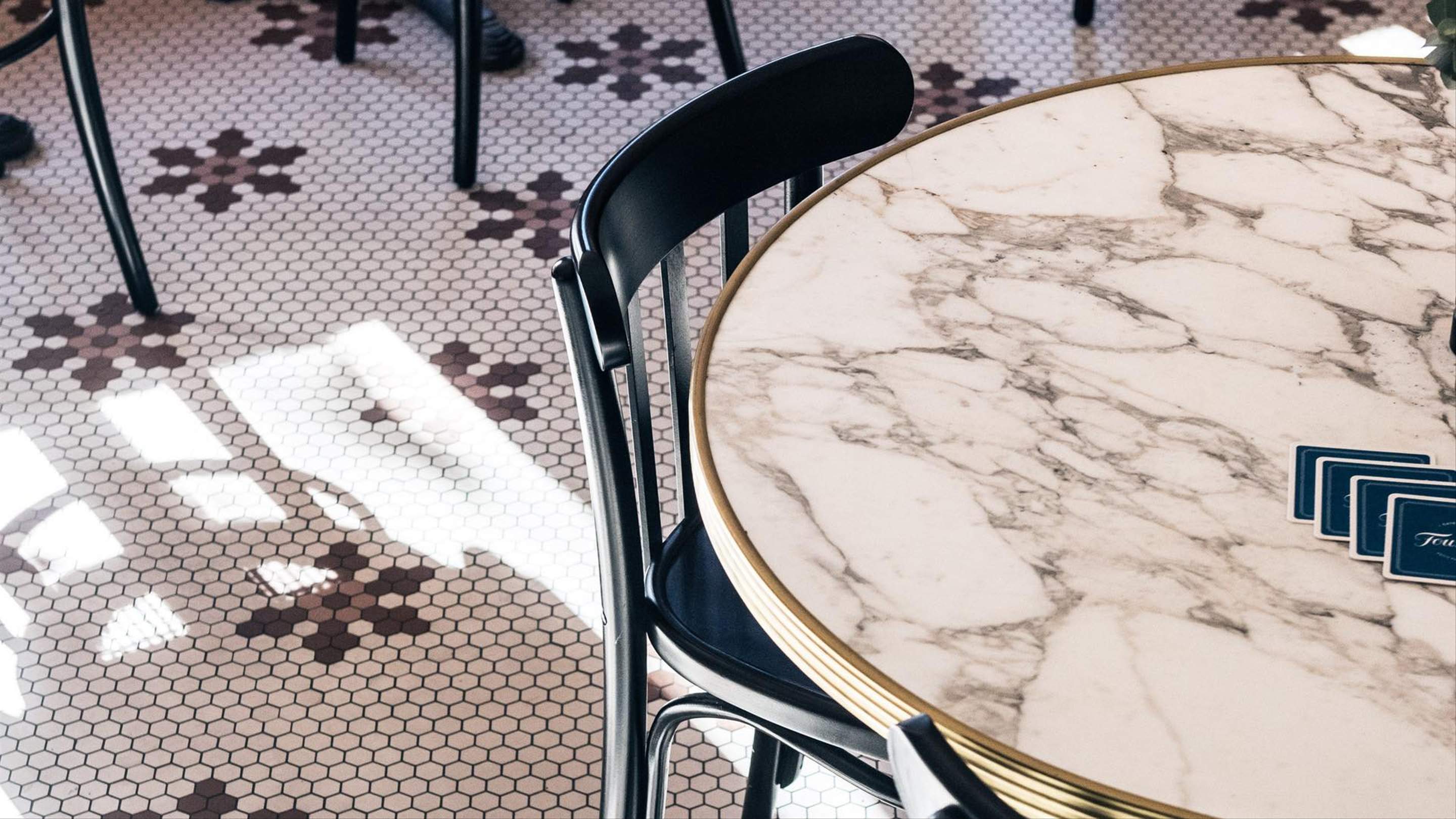 Fountain - CLOSED, Potts Point Review