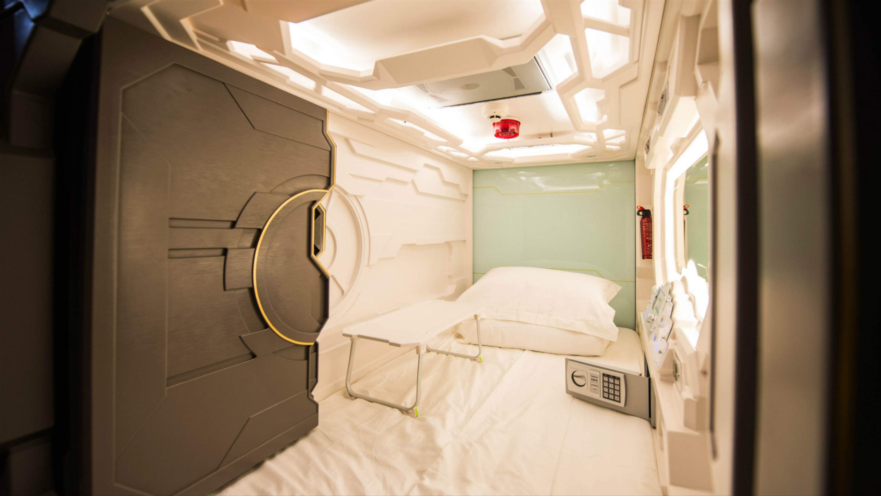 A Look Inside Australia's First Capsule Hotel - Concrete Playground