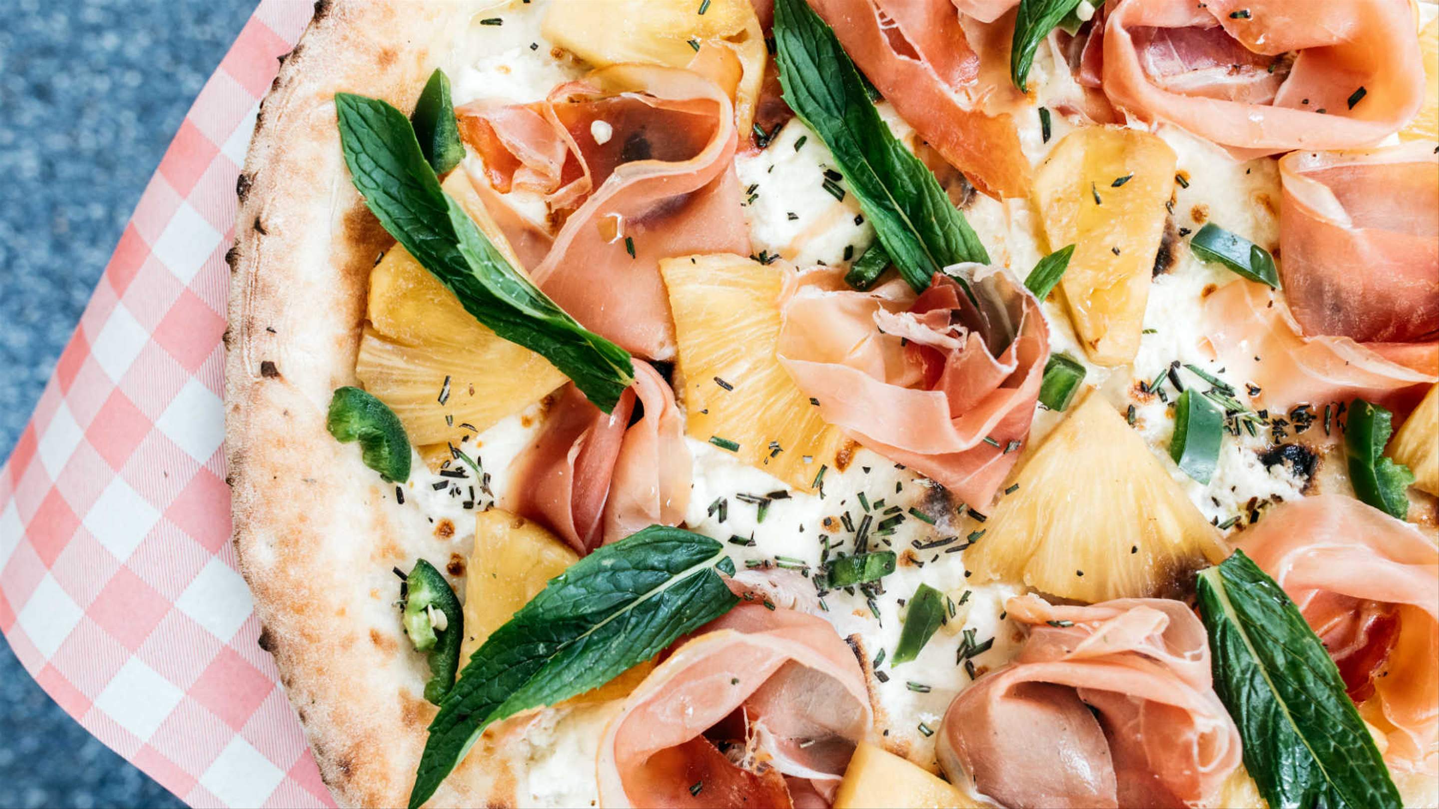 Happy as Larry, Sydney Review