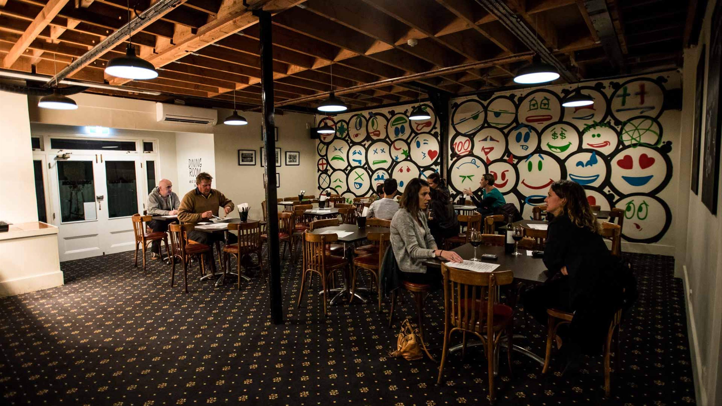 Botany View Hotel, Newtown Review