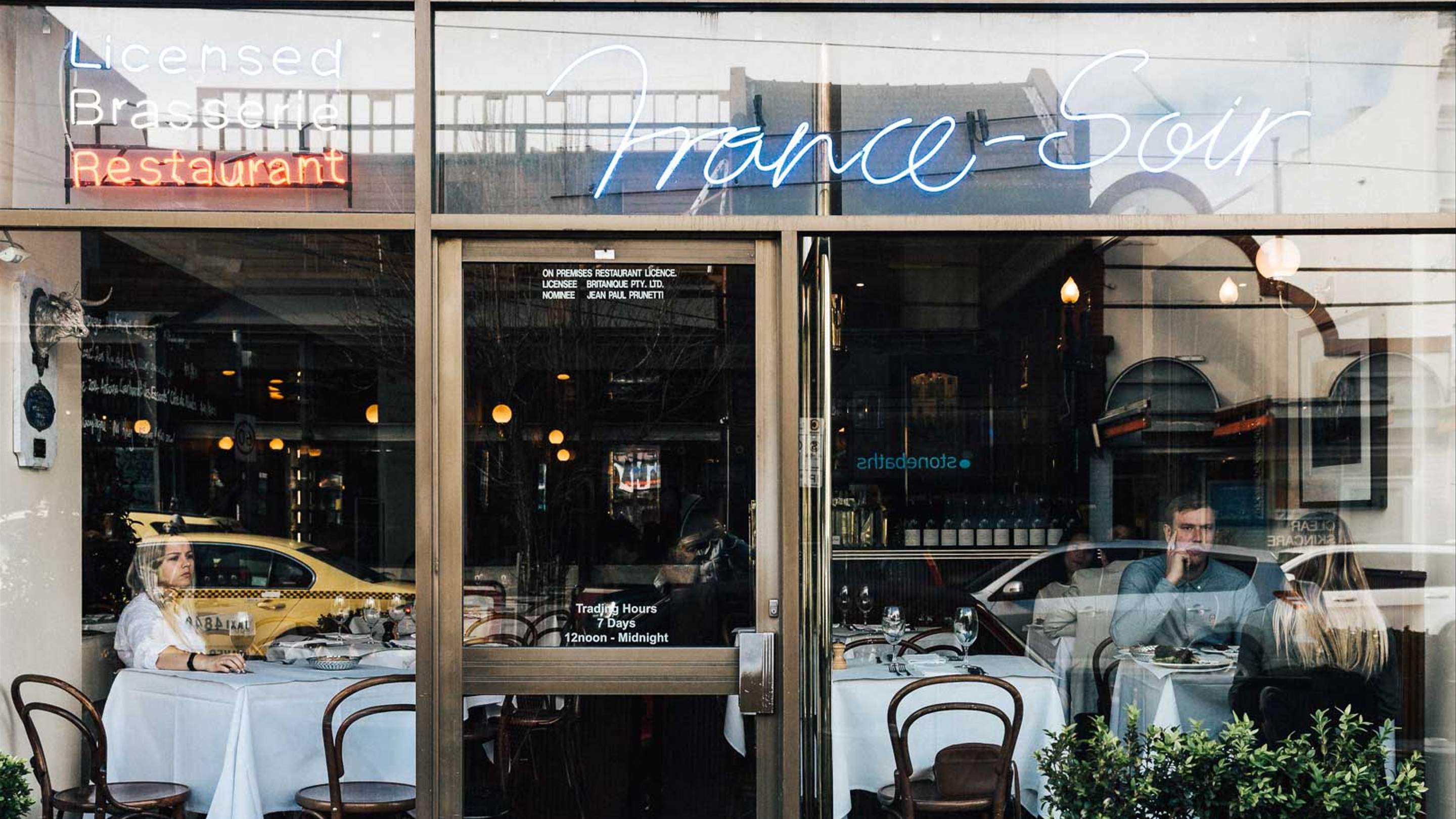 France-Soir, South Yarra Review