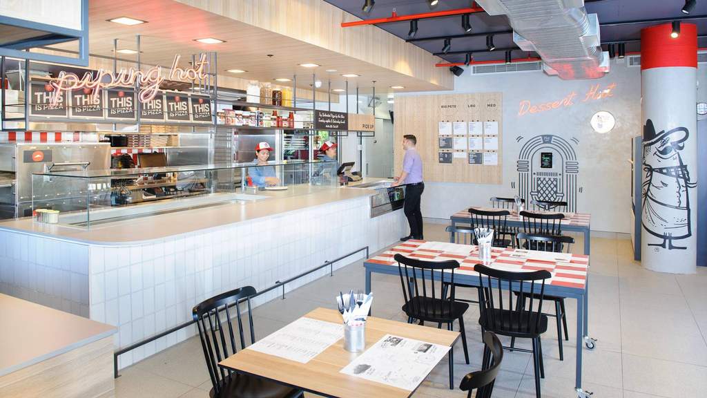 Pizza Hut, Waterloo Review