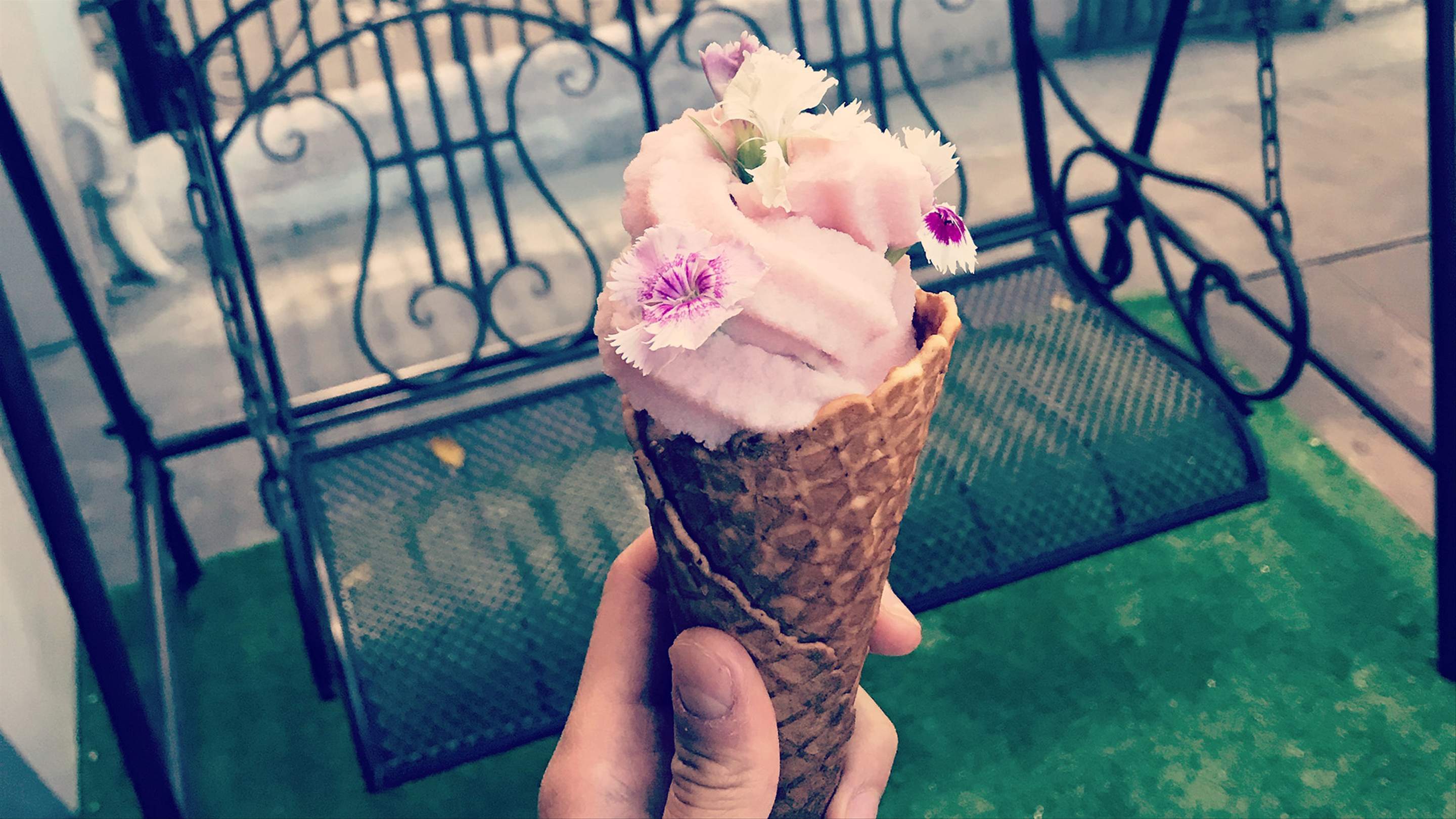 Rose Royale - CLOSED, Potts Point Review