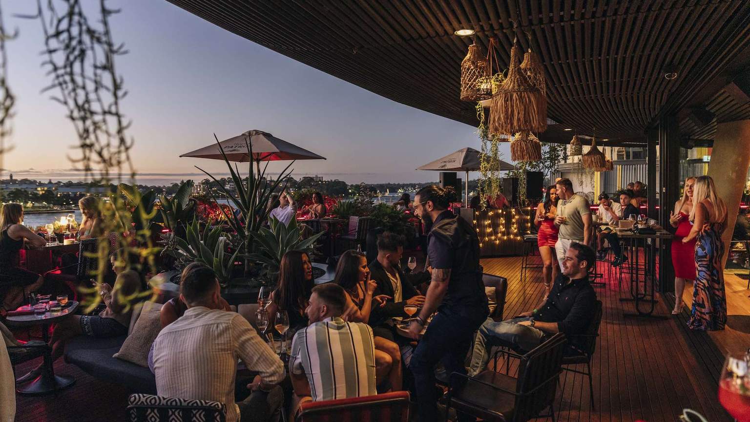 Barangaroo House, Barangaroo Review