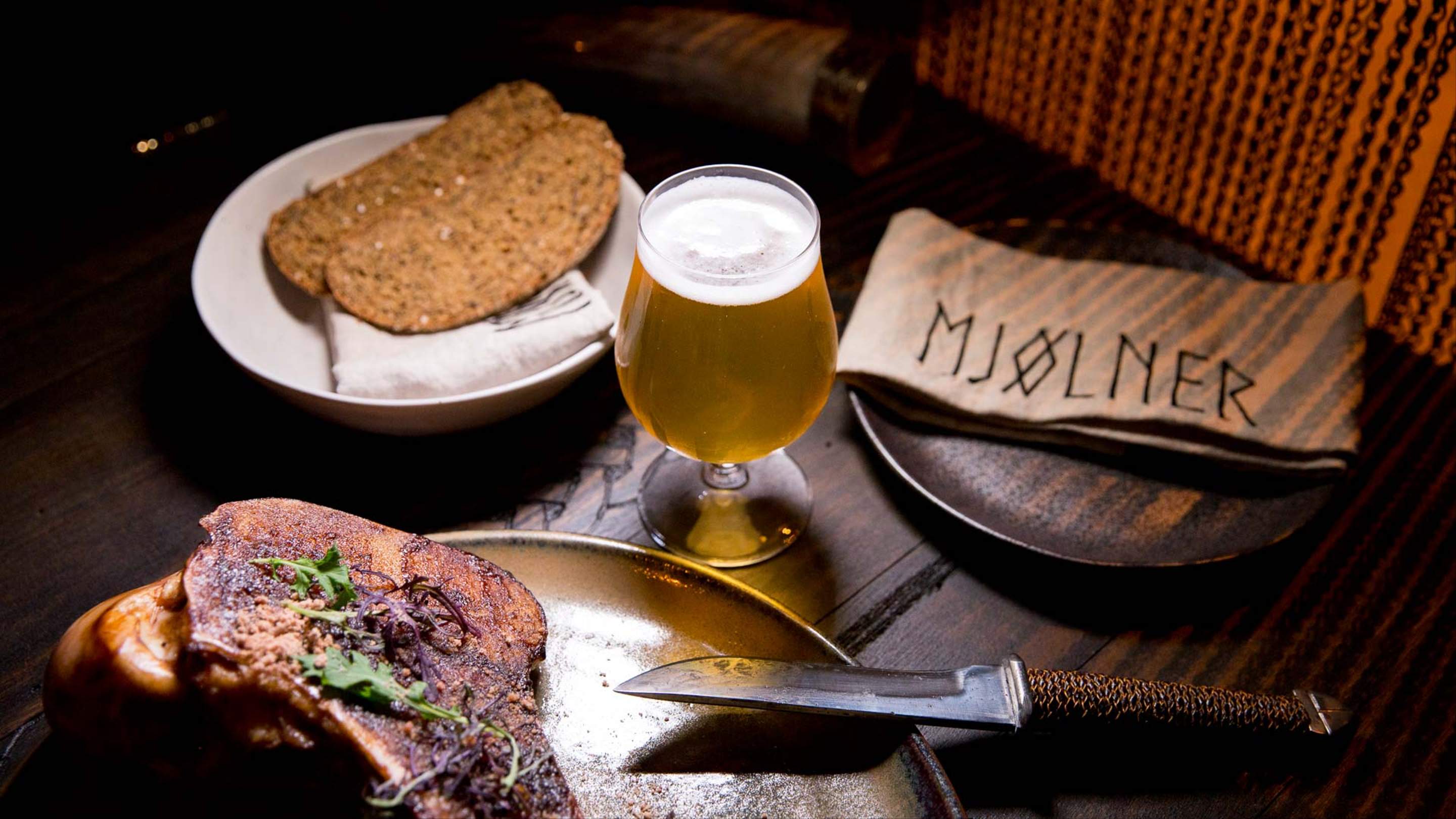 Mjolner, Melbourne Review