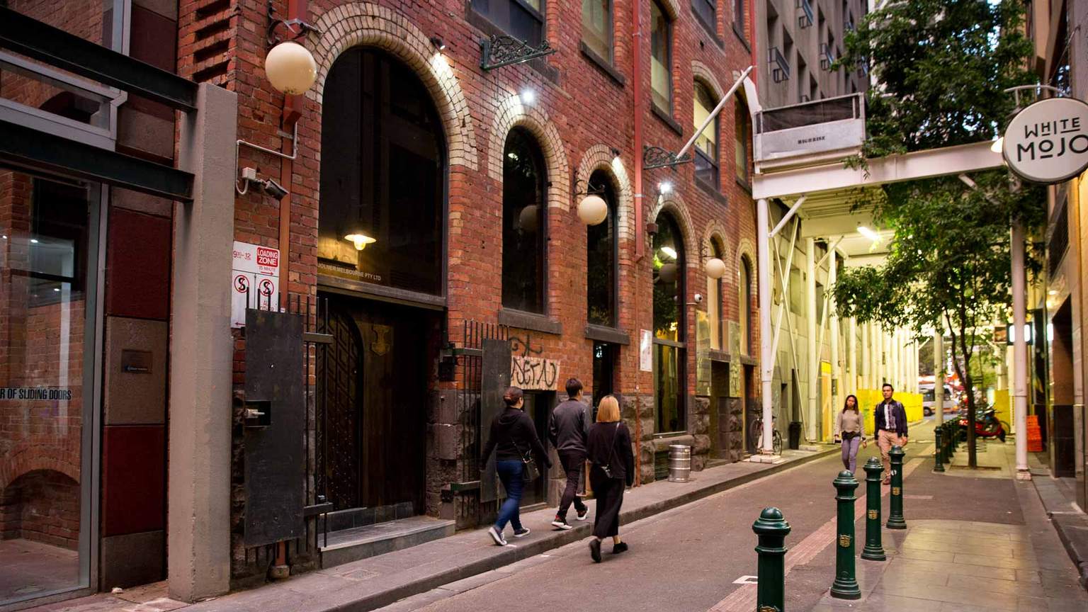 Mjolner, Melbourne Review