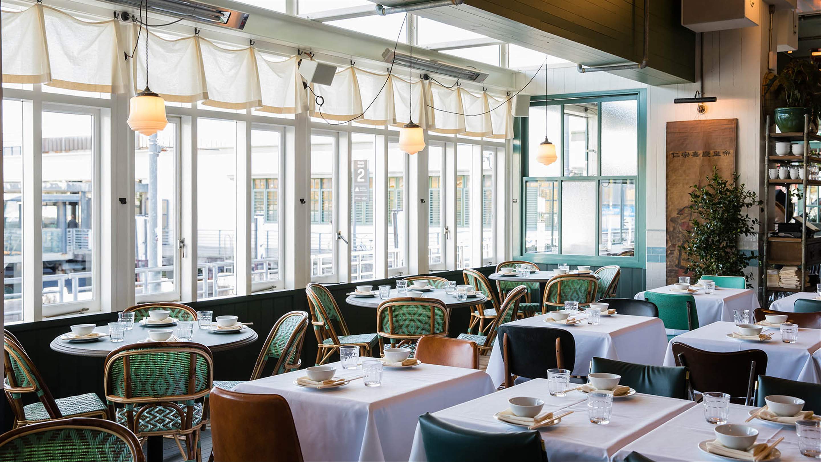 Queen Chow Manly, Manly Review