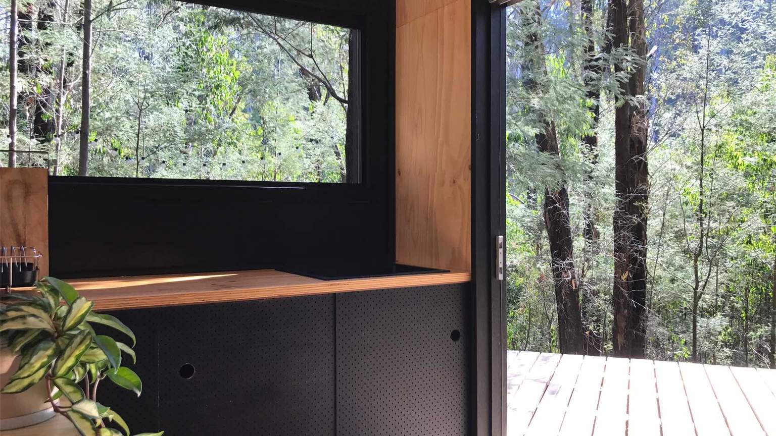 Five Remote Cabins Outside Of Melbourne Where You Can Go Off The Grid ...