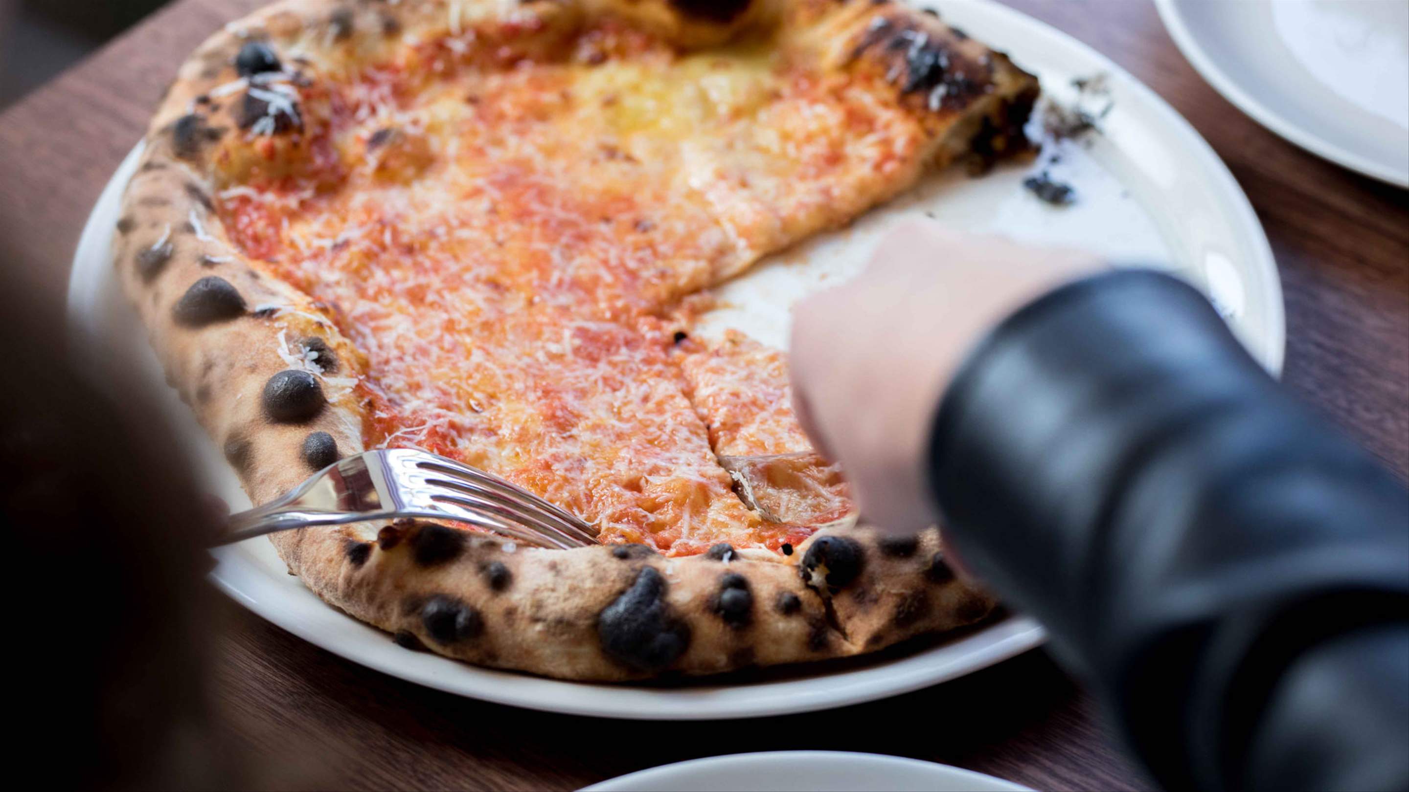 Capitano, Carlton Review