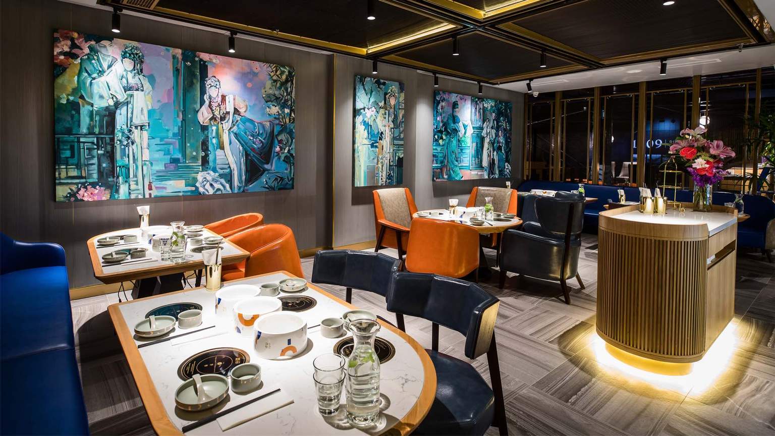 The Dolar Shop, Haymarket Review