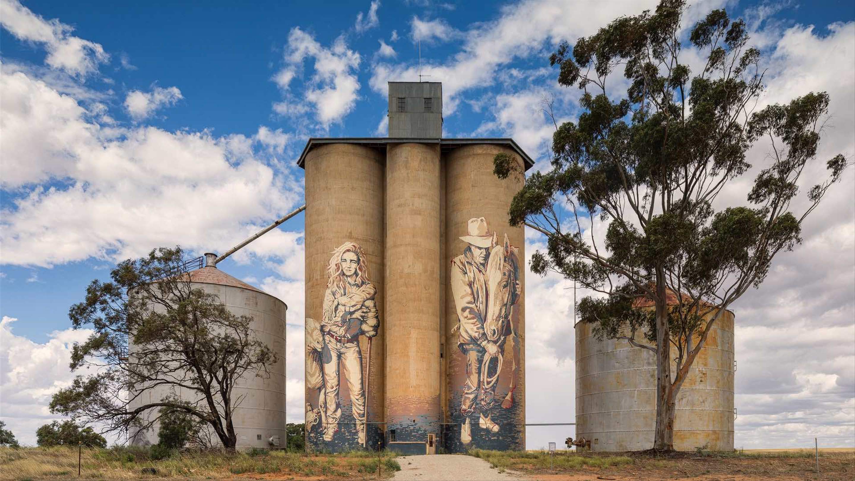 The Silo Art Trail Is the Country's Largest Outdoor Gallery - Concrete ...