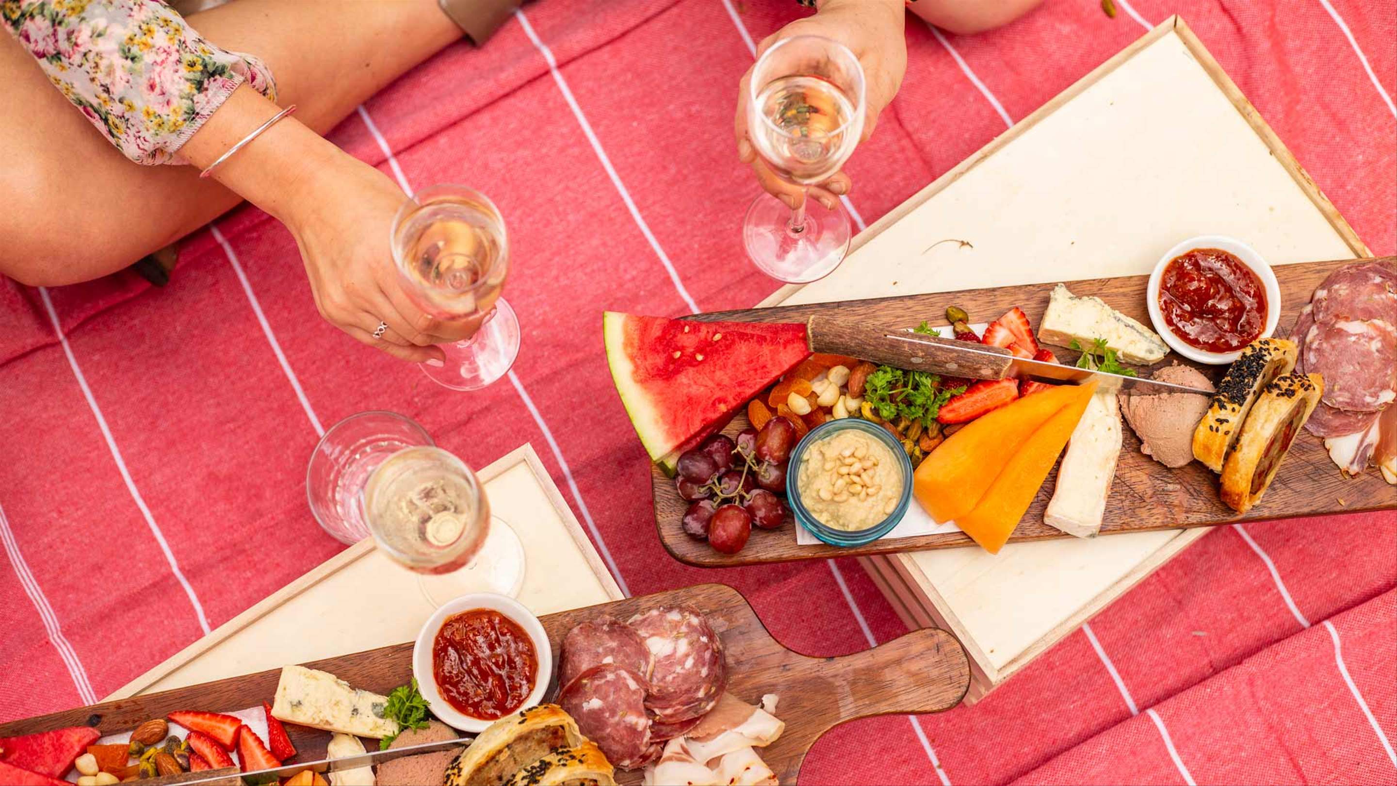 Surry Hills' The Winery Is Now Home to a Bottomless Prosecco Fountain ...