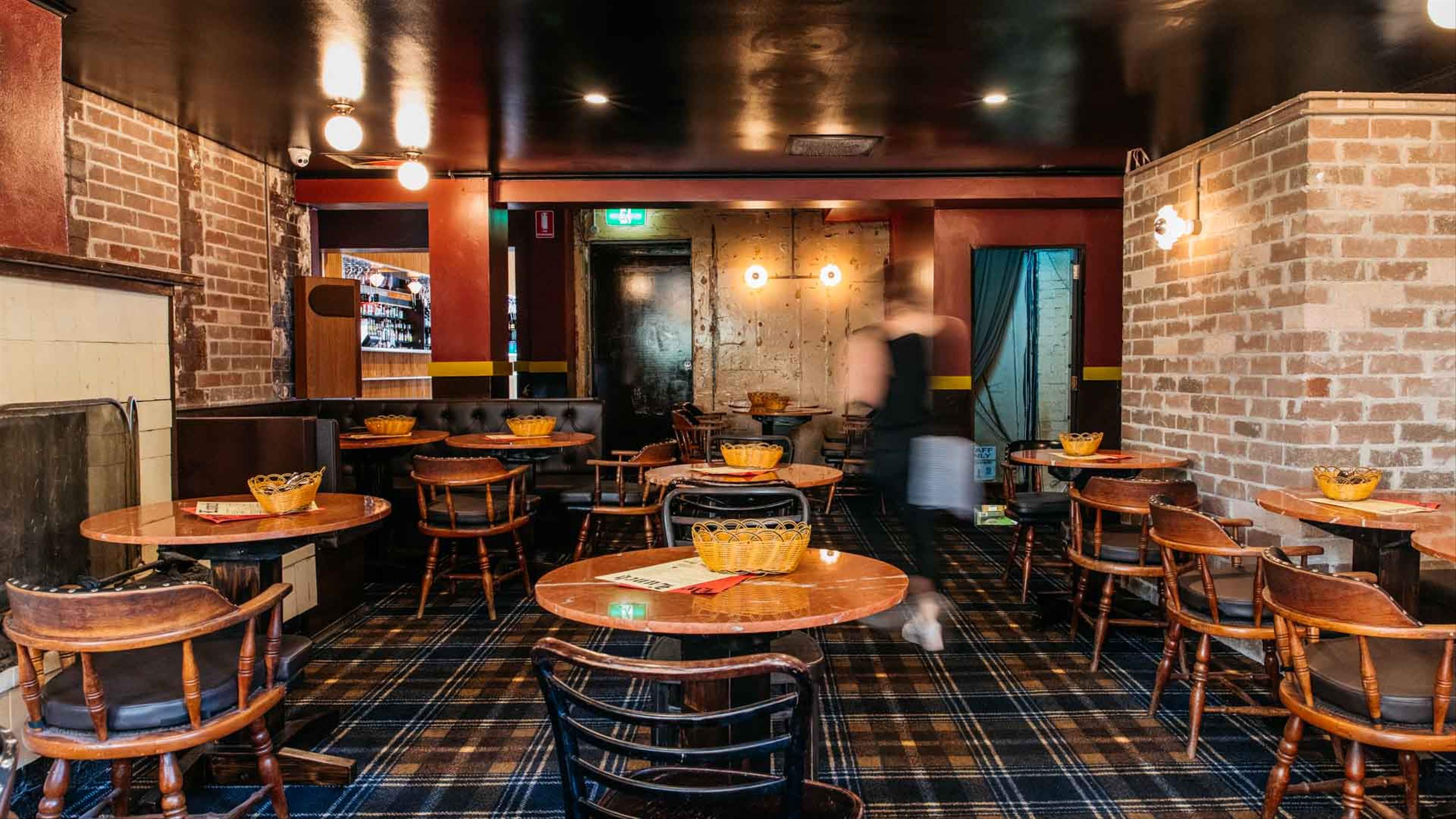 The New-Look Duke of Enmore Is Serving Up Next-Level Pub Grub and ...