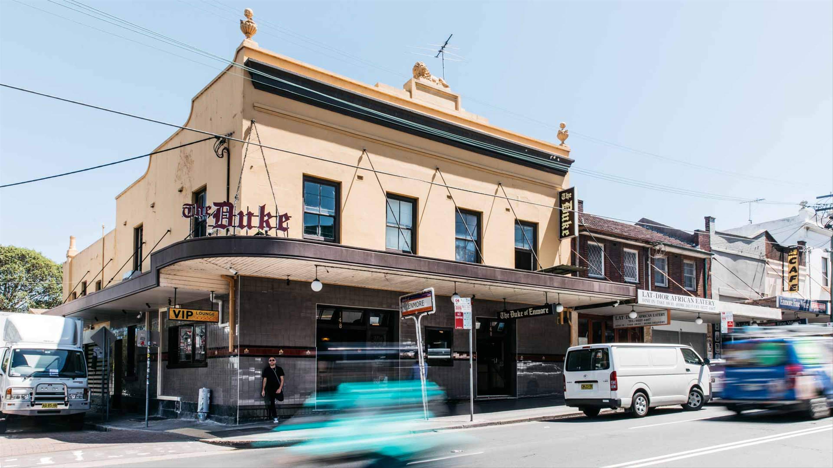 The New-Look Duke of Enmore Is Serving Up Next-Level Pub Grub and ...