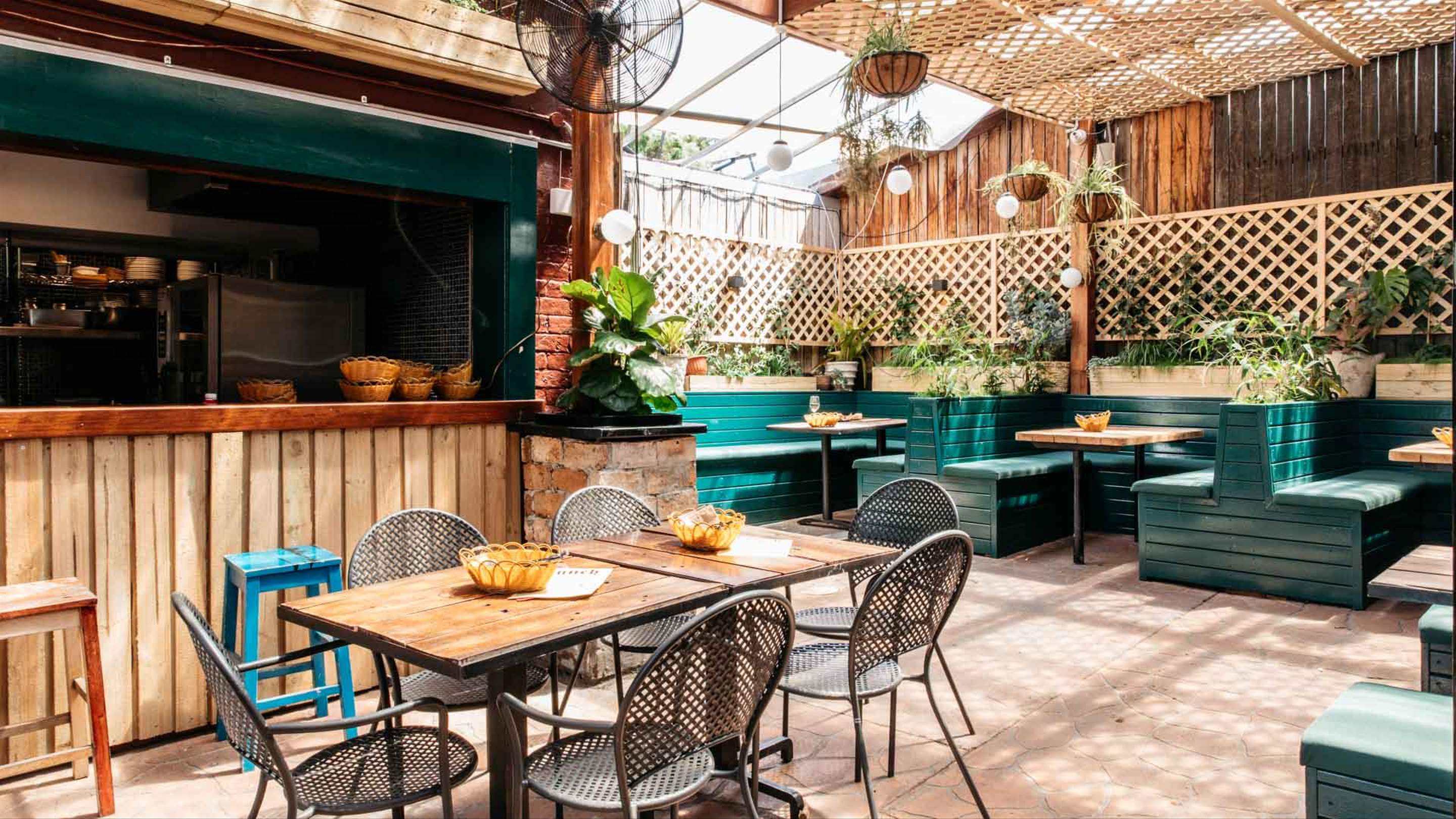 The New-Look Duke of Enmore Is Serving Up Next-Level Pub Grub and ...