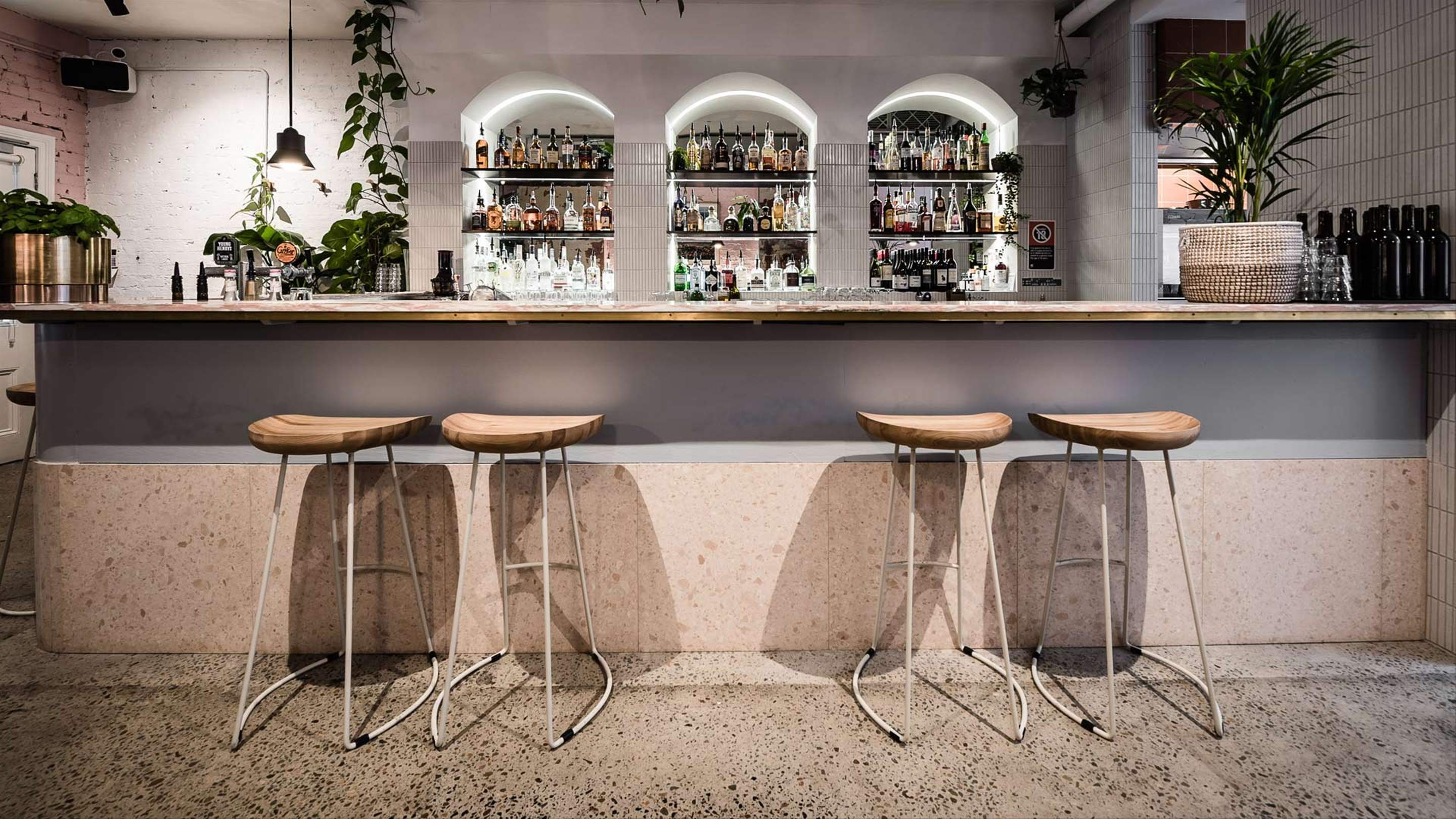 The Charleston, Glebe Review