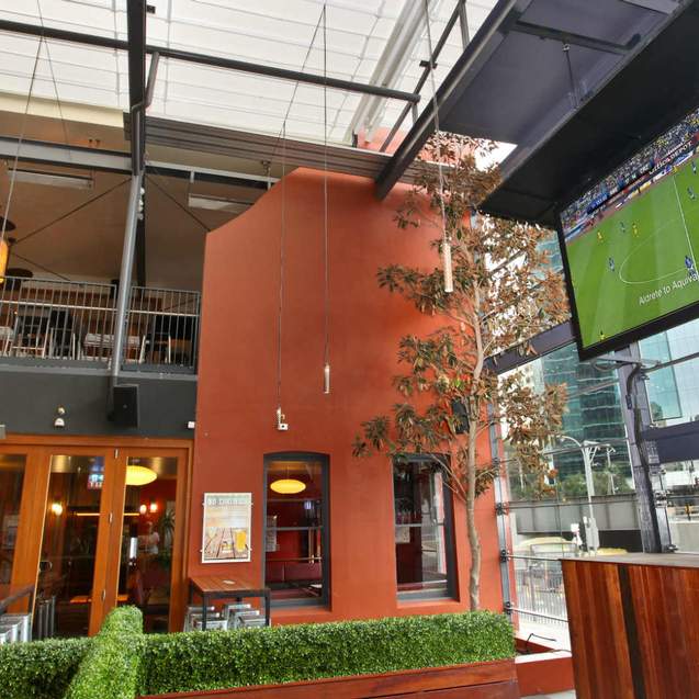 The Commercial Hotel, Parramatta Review