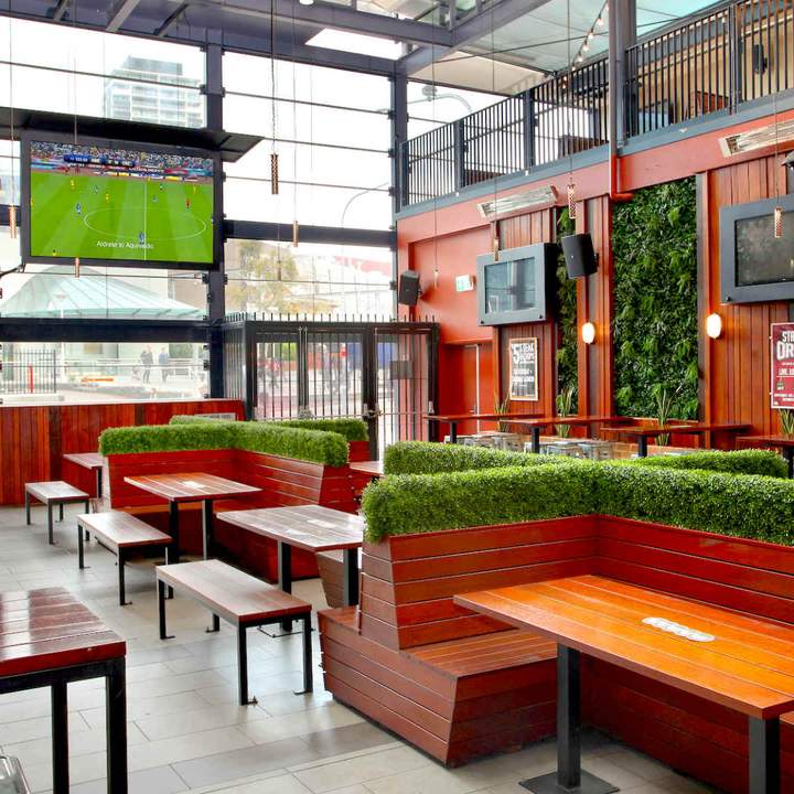 The Commercial Hotel, Parramatta Review